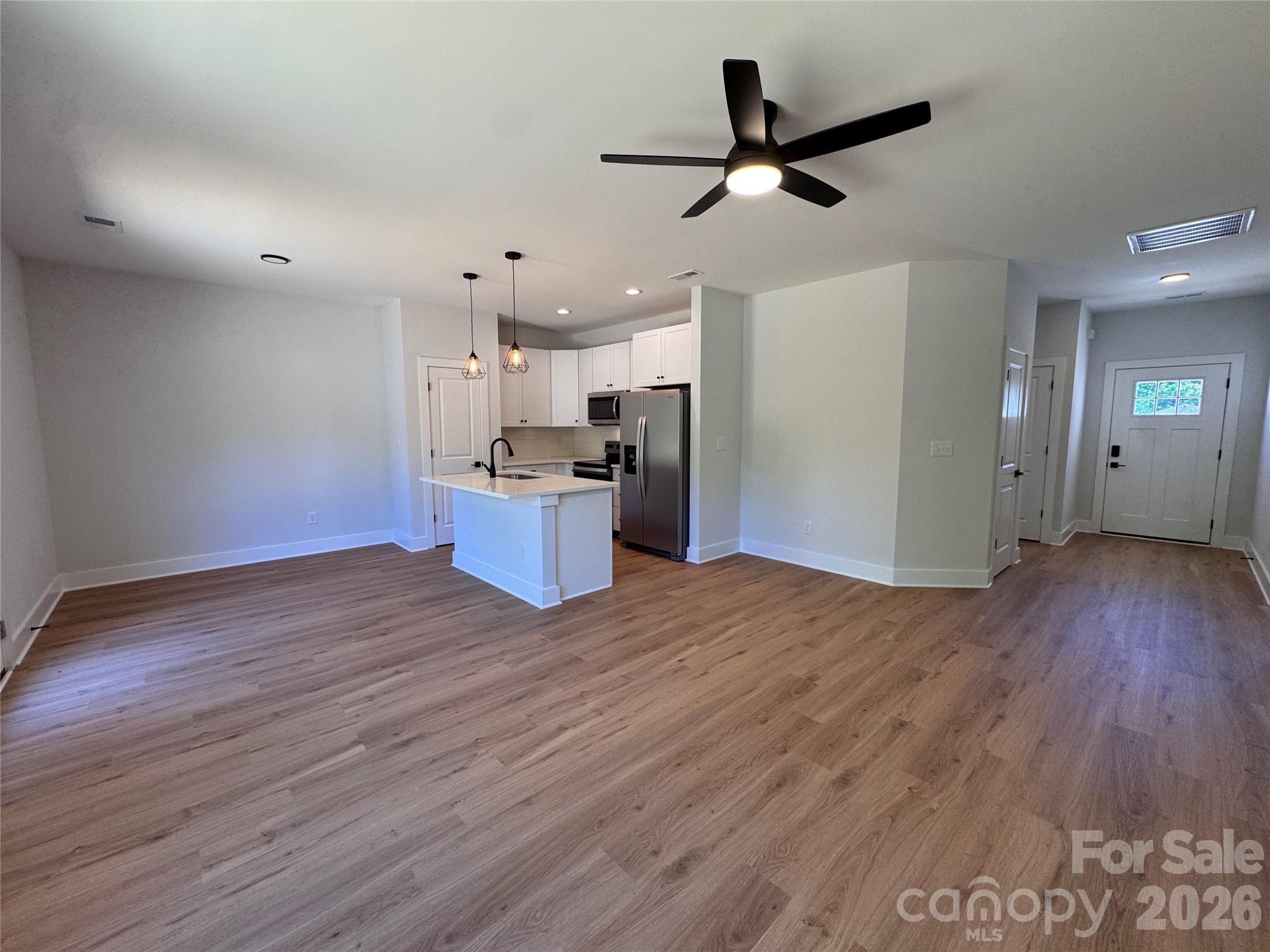 Photo 3 of 405 N Firestone Street, Gastonia, NC