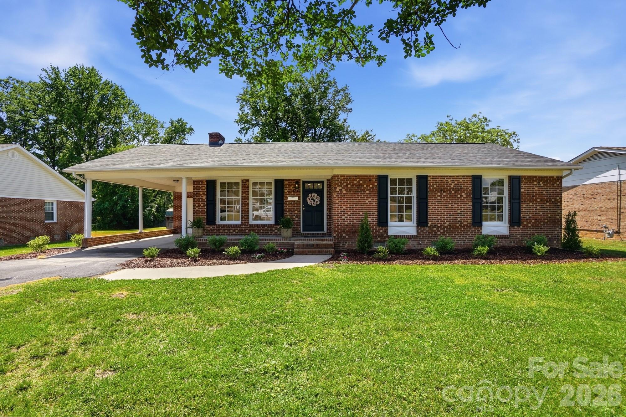 Photo 2 of 909 Evelyn Avenue, Kannapolis, NC