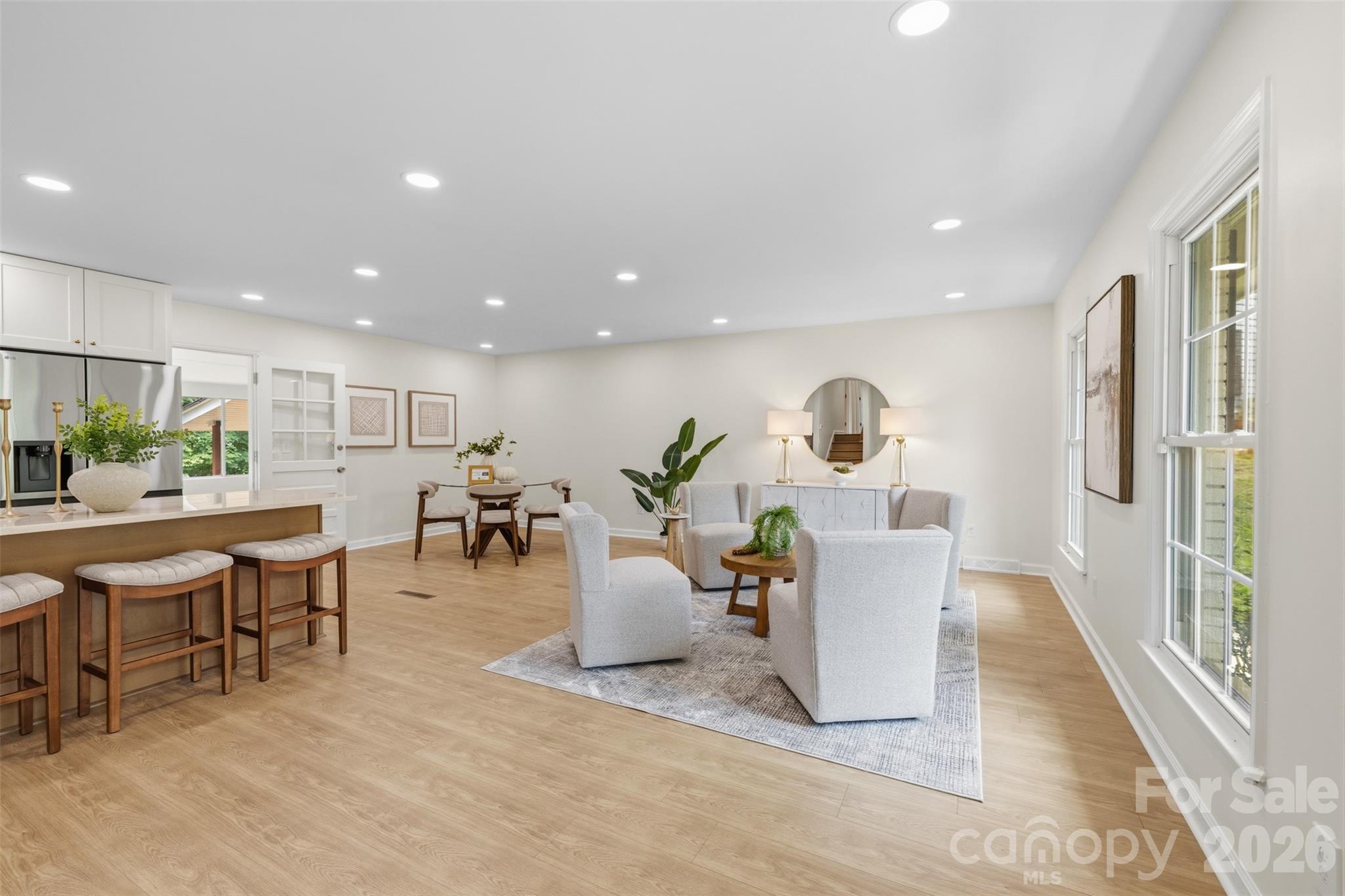 Photo 3 of 7434 Kilcullen Drive, Charlotte, NC
