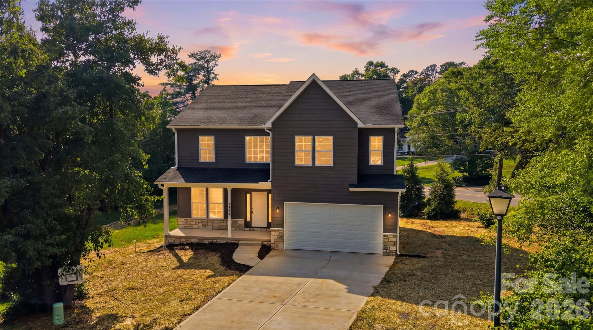 1147 10th Street Lane NW, Hickory, NC