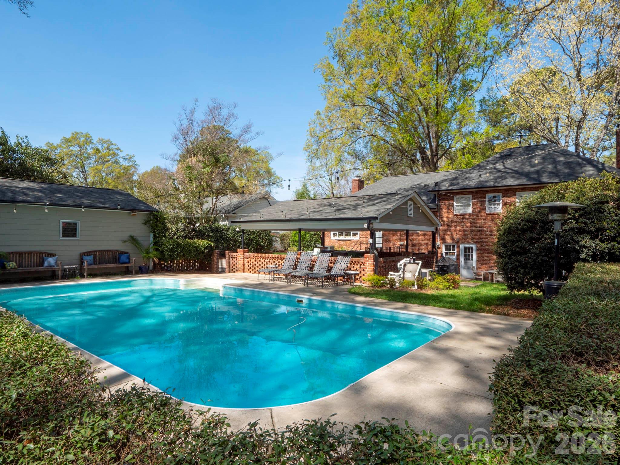Photo 37 of 1419 Cavendish Court, Charlotte, NC
