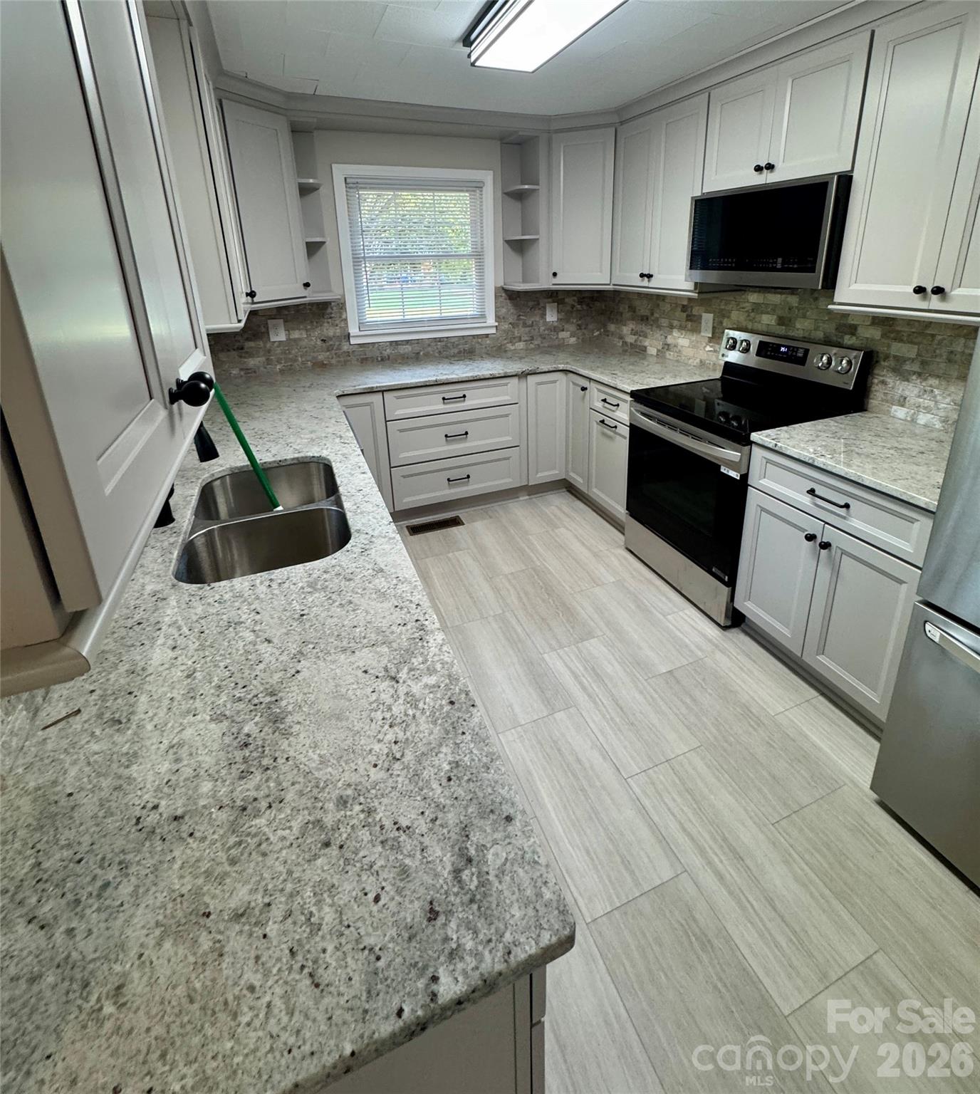 Photo 4 of 2217 Dale Avenue, Lincolnton, NC