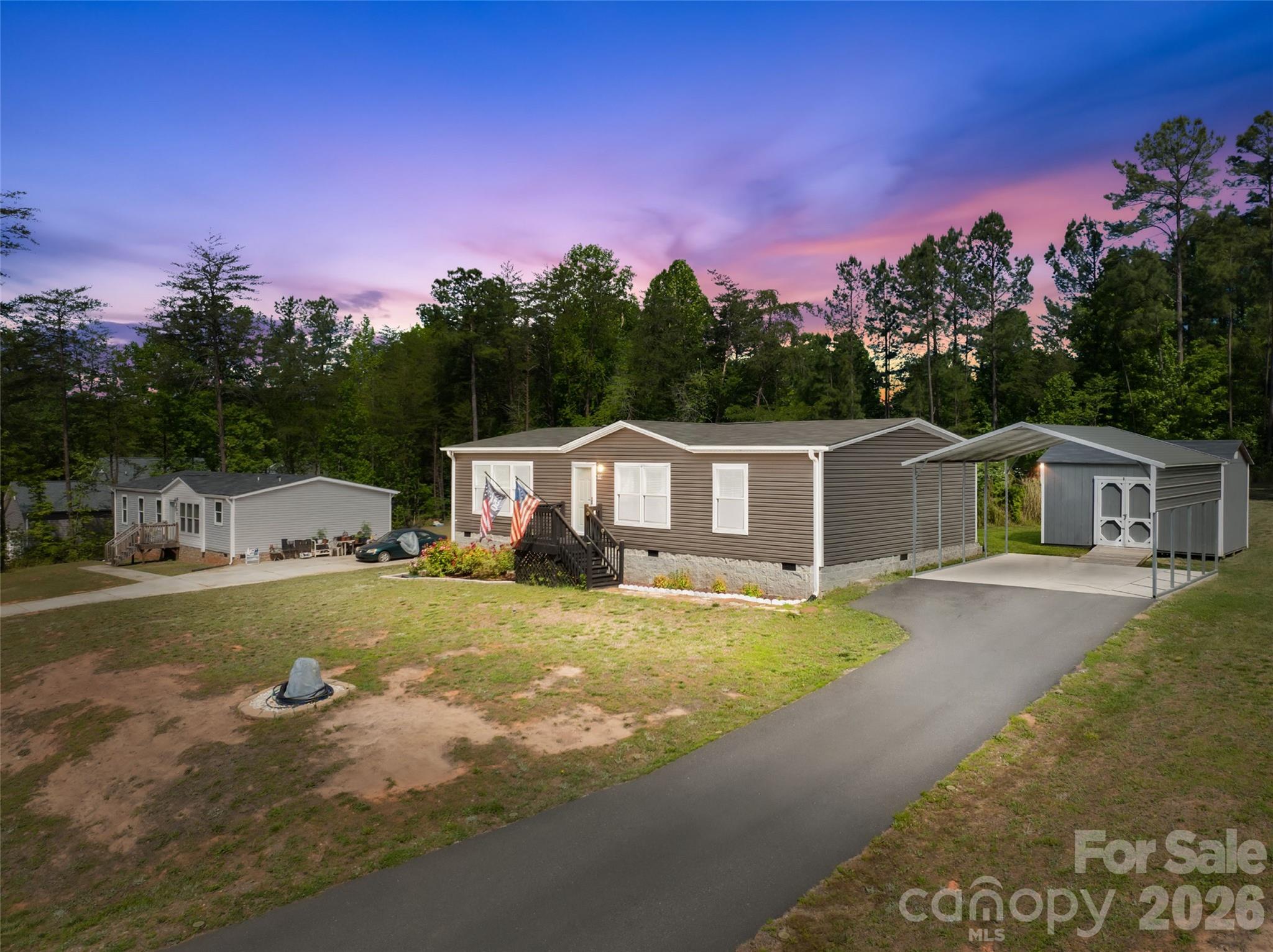 171 Brook Creek Drive, Troutman, NC - photo 4 of 35
