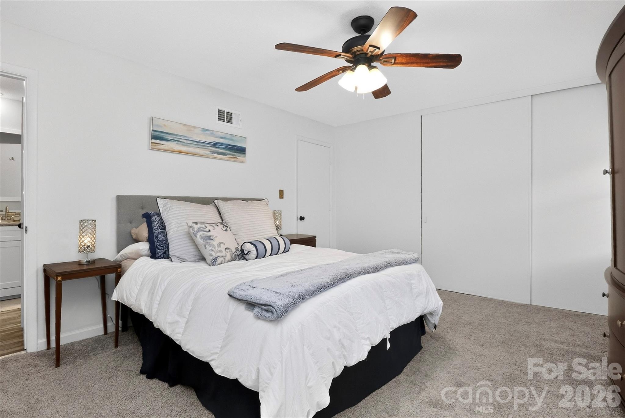 Photo 31 of 4611 Hedgemore DriveC, Charlotte, NC