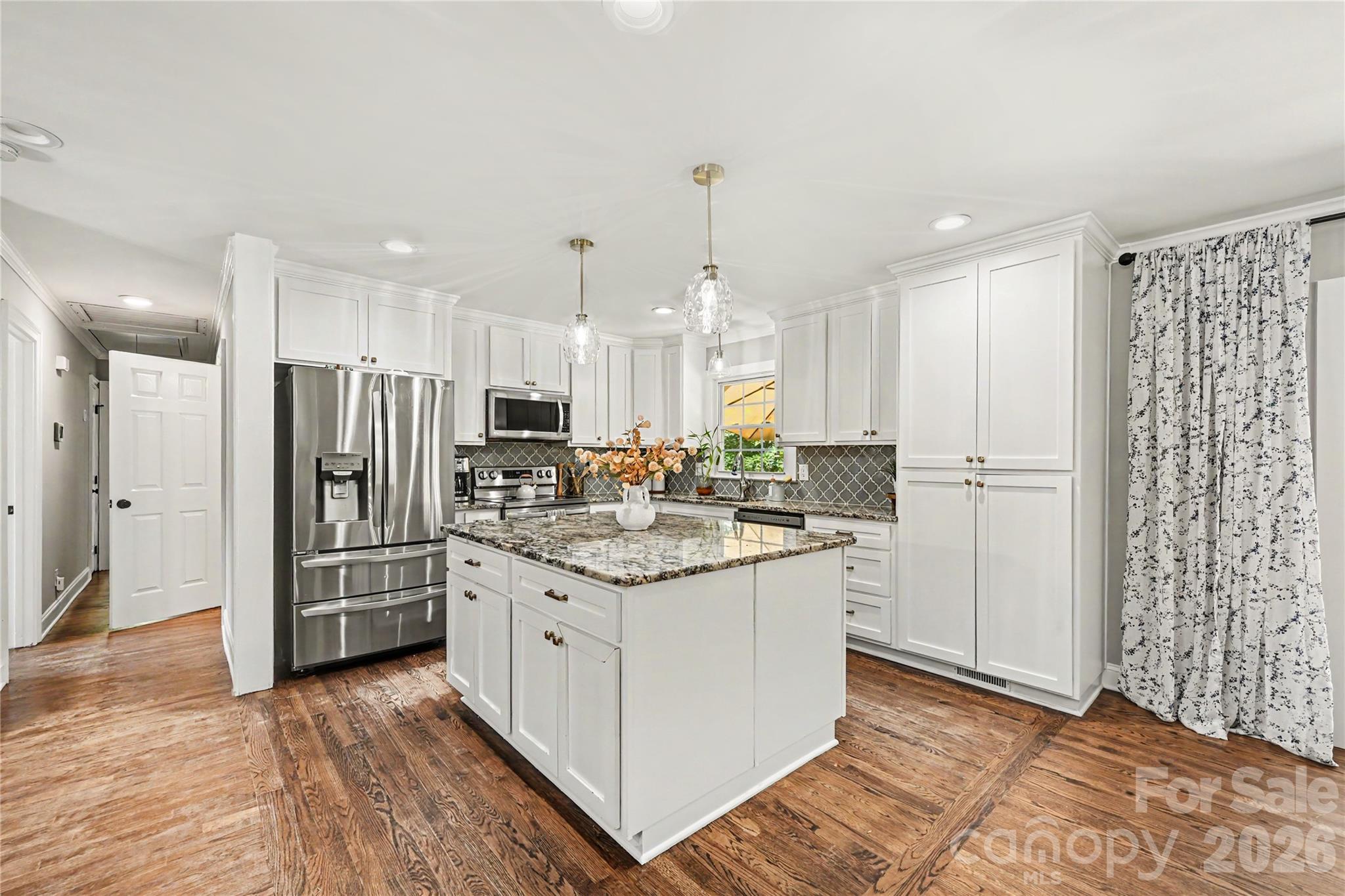 Photo 5 of 107 Condover Place, Charlotte, NC