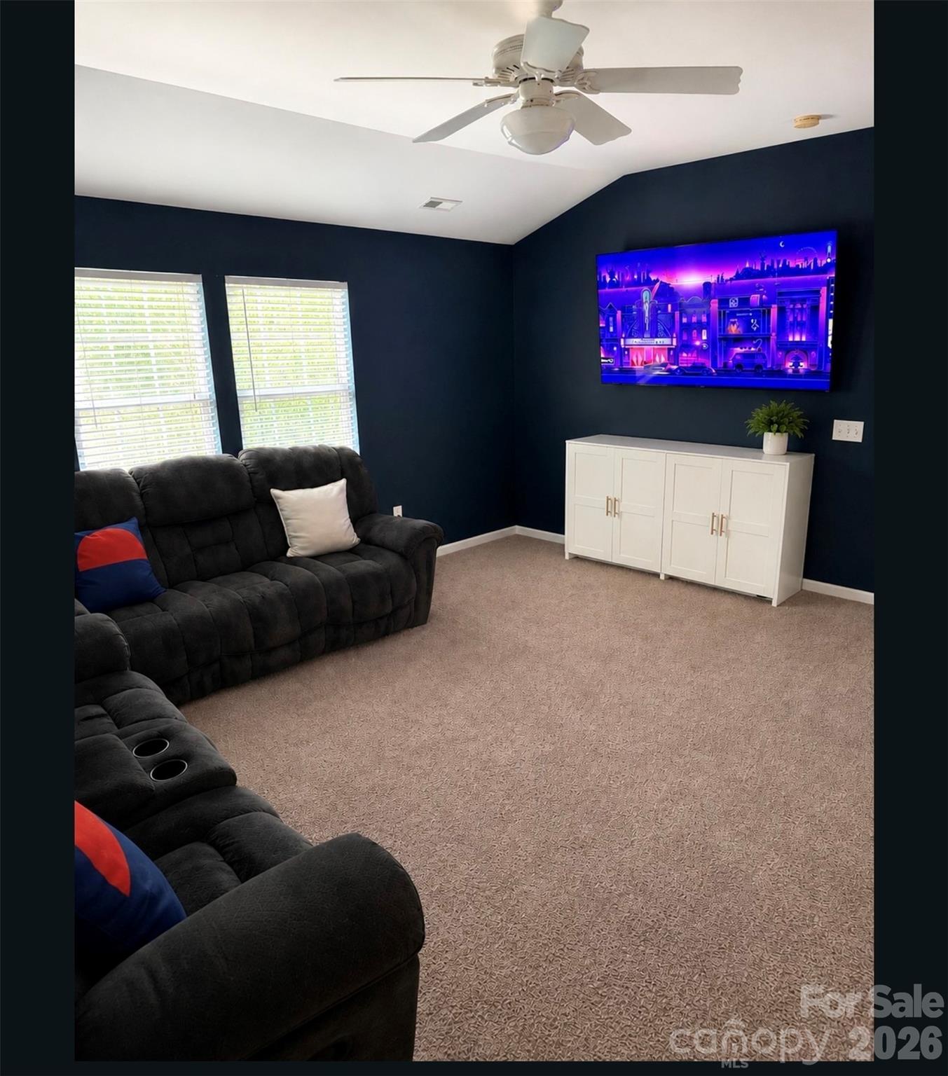 Photo 3 of 9025 Davis Crossing Court, Charlotte, NC