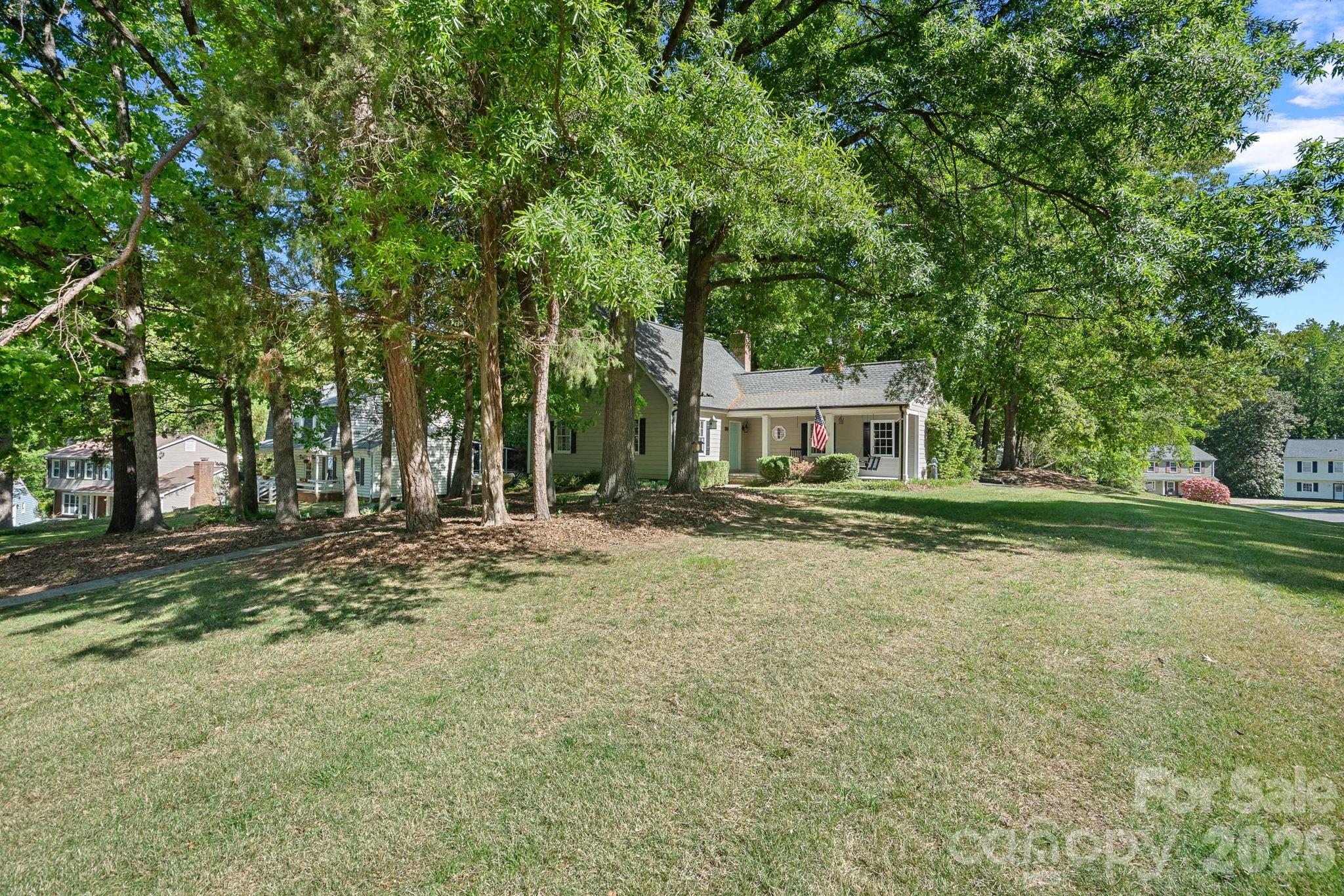 Photo 27 of 817 Bent Wood Court, Matthews, NC