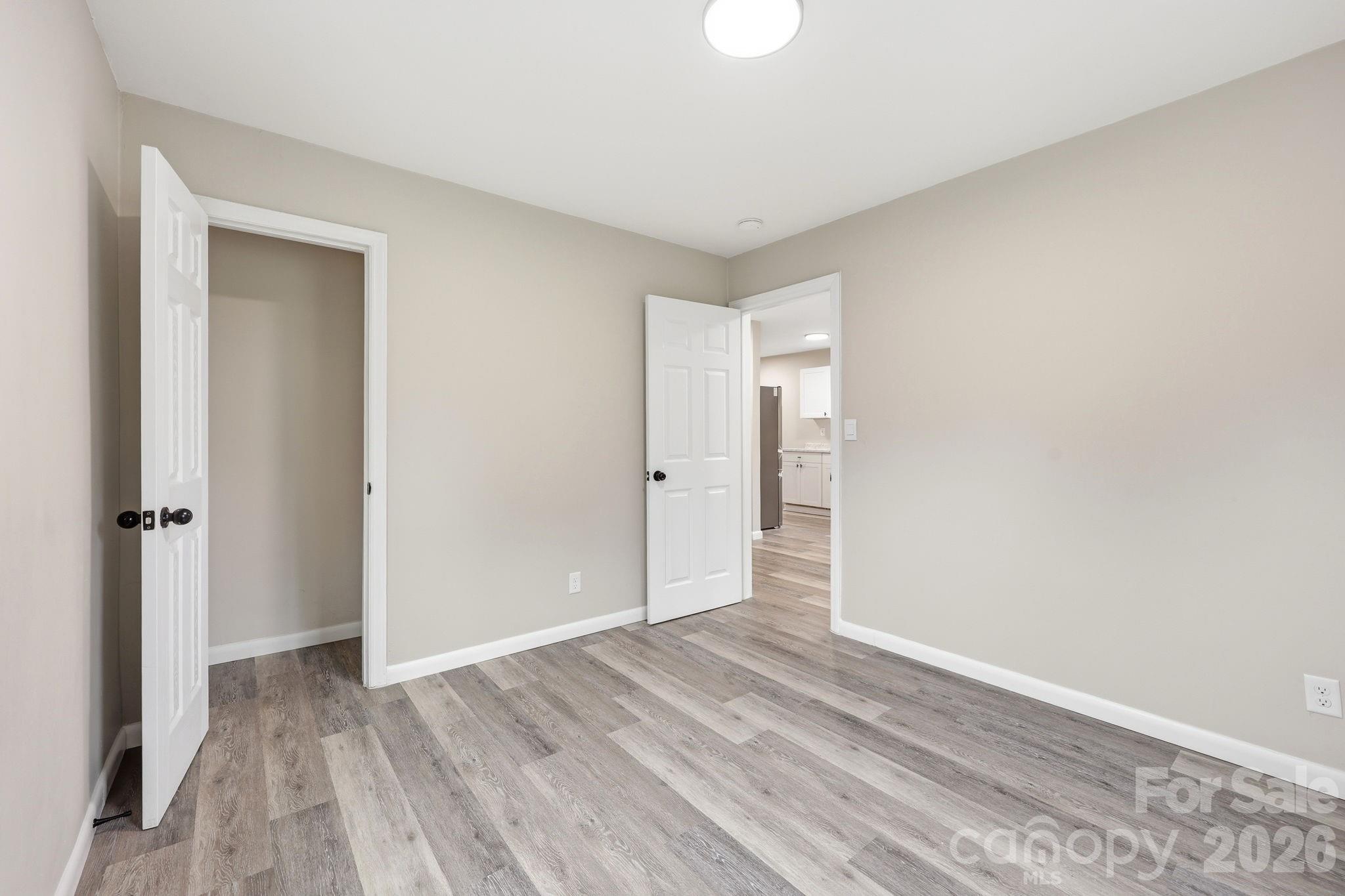 Photo 5 of 1829 Taylor Avenue, Charlotte, NC