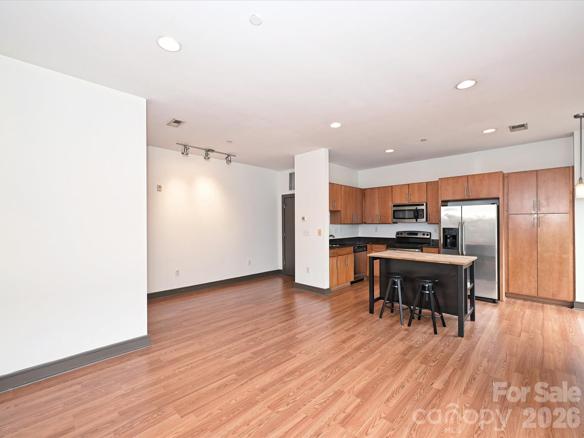 Photo 16 of 2200 Lyndhurst Avenue102, Charlotte, NC