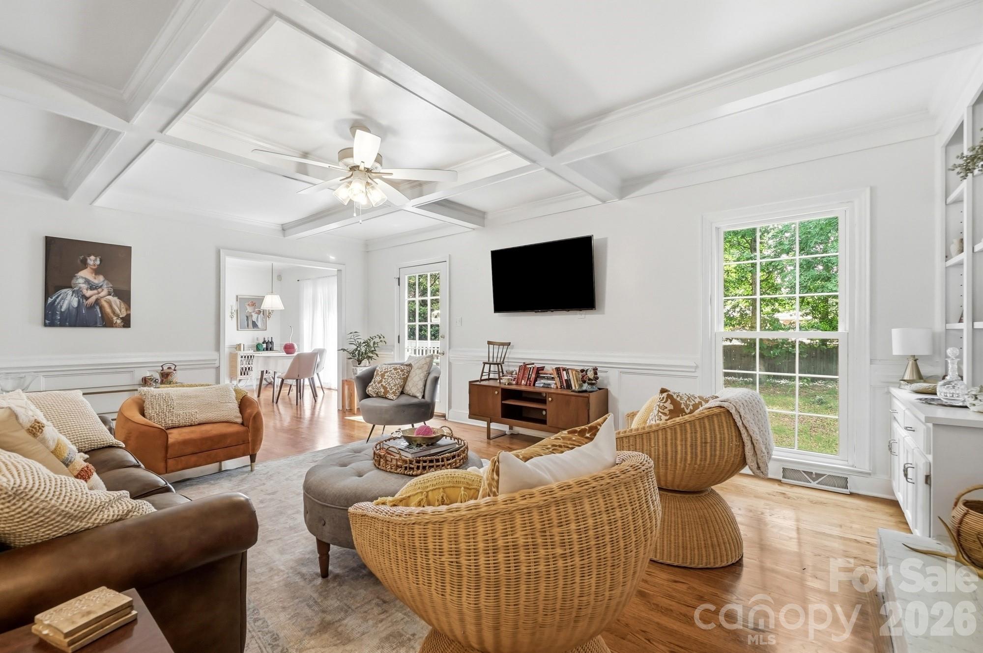 Photo 7 of 10129 Hanover Glen Road, Charlotte, NC