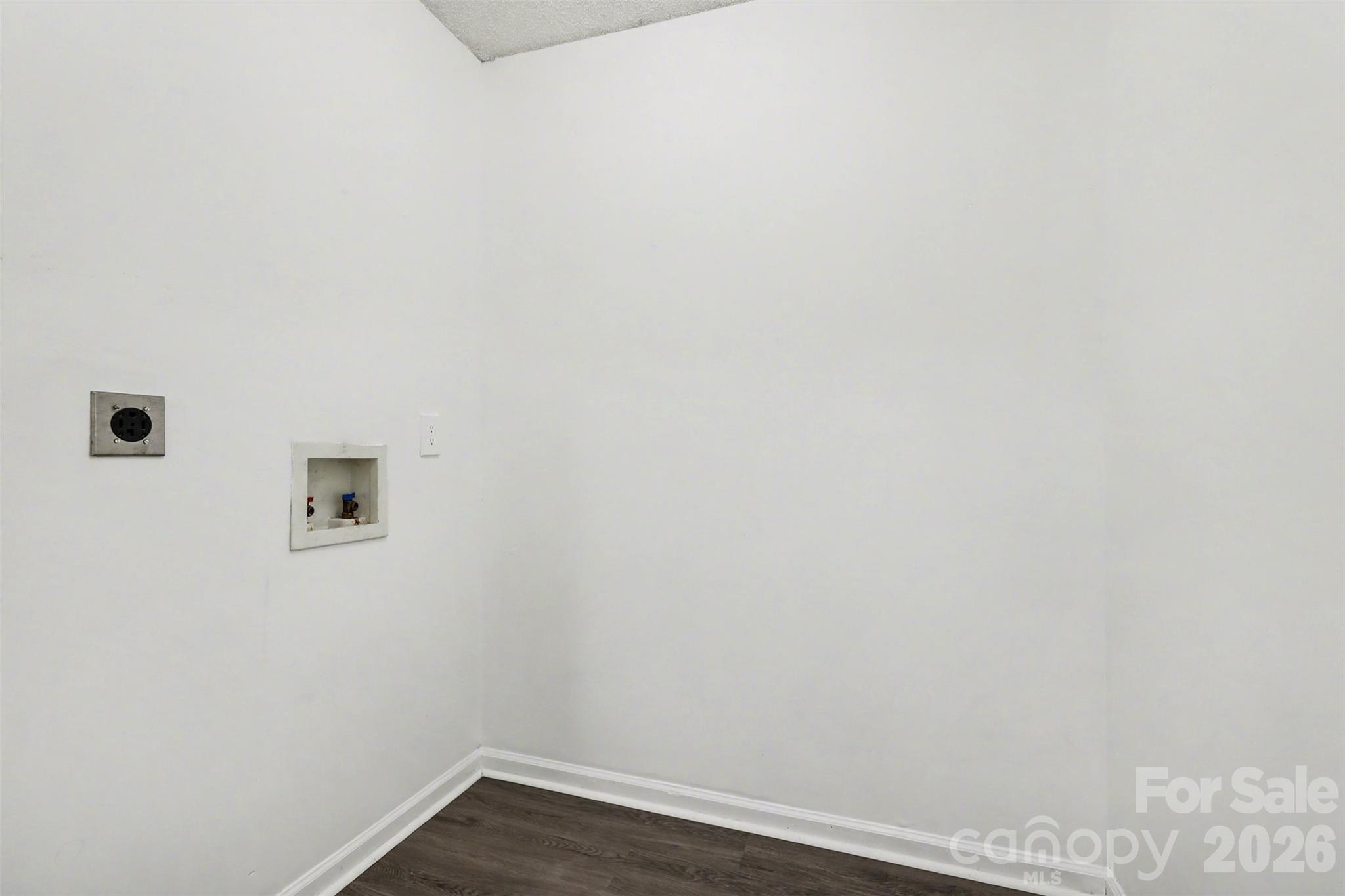 Photo 12 of 4407 Devonhill Lane, Charlotte, NC