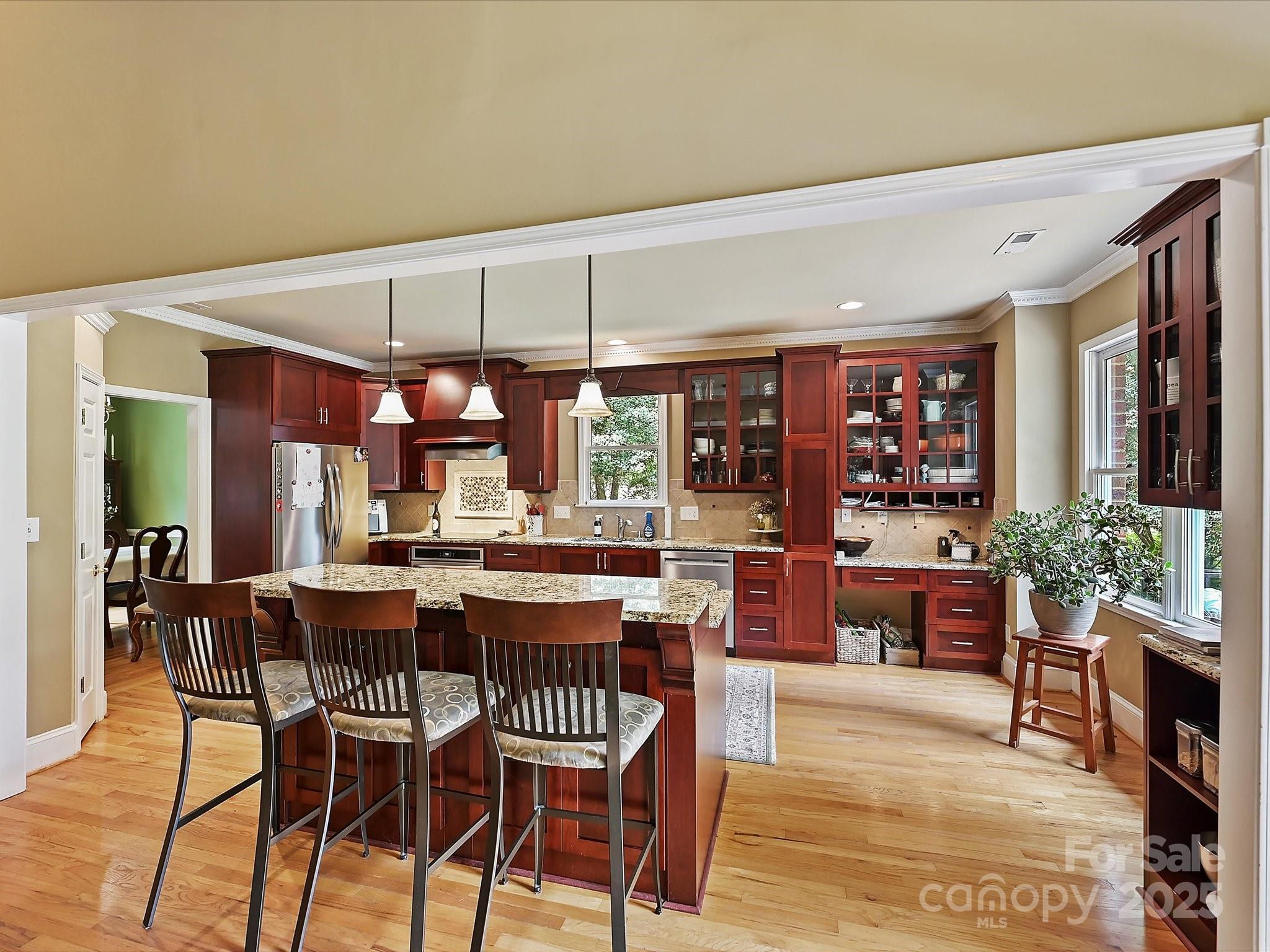 Photo 9 of 11902 Mountain Crest Circle, Charlotte, NC