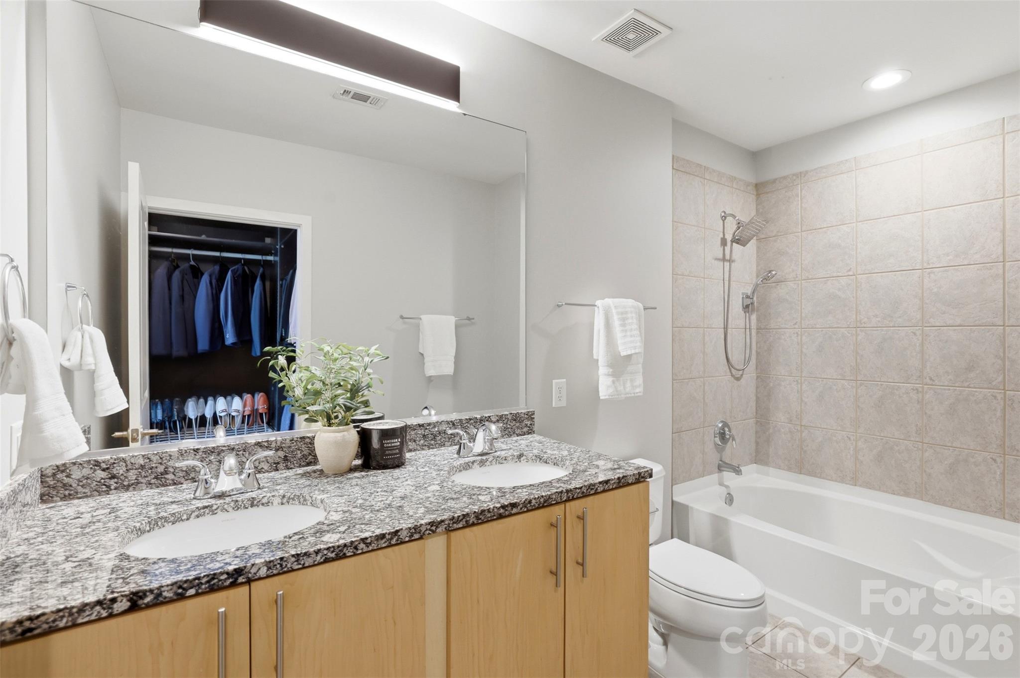 Photo 19 of 210 N Church Street1807, Charlotte, NC