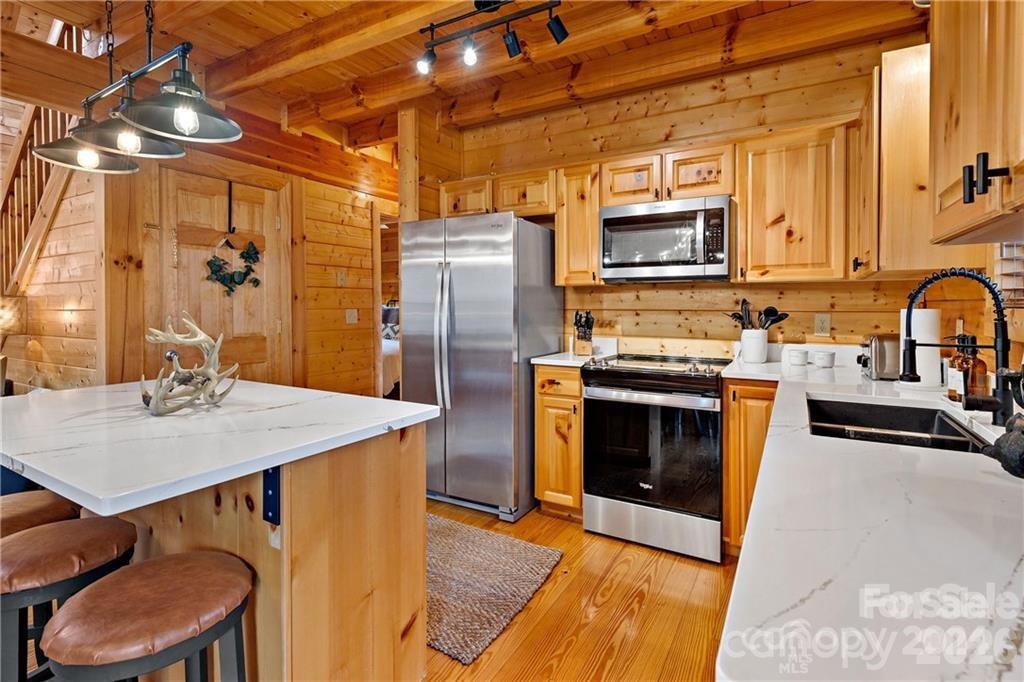 552 Lake Road, Old Fort, NC - photo 12 of 47