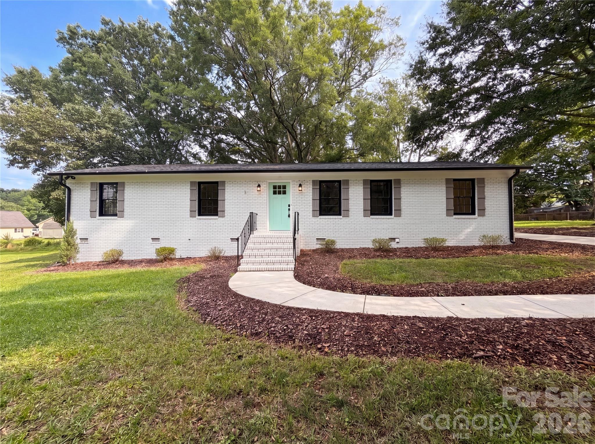 141 Greenbriar Drive, Matthews, NC