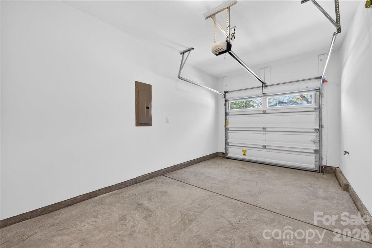 2032 Mandarin Boulevard, Charlotte, NC - photo 29 of 34