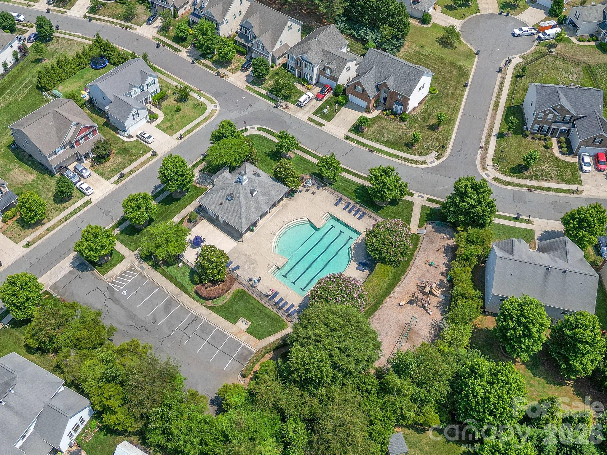 10507 Bere Island Drive, Charlotte, NC - photo 36 of 43