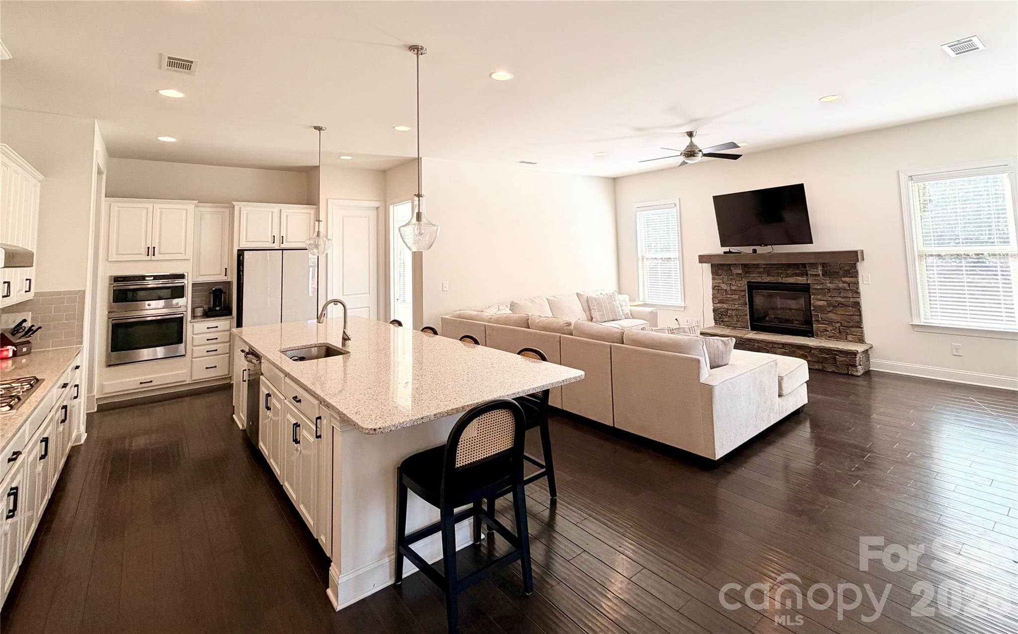 725 Kathy Dianne Drive, Fort Mill, SC - photo 9 of 47