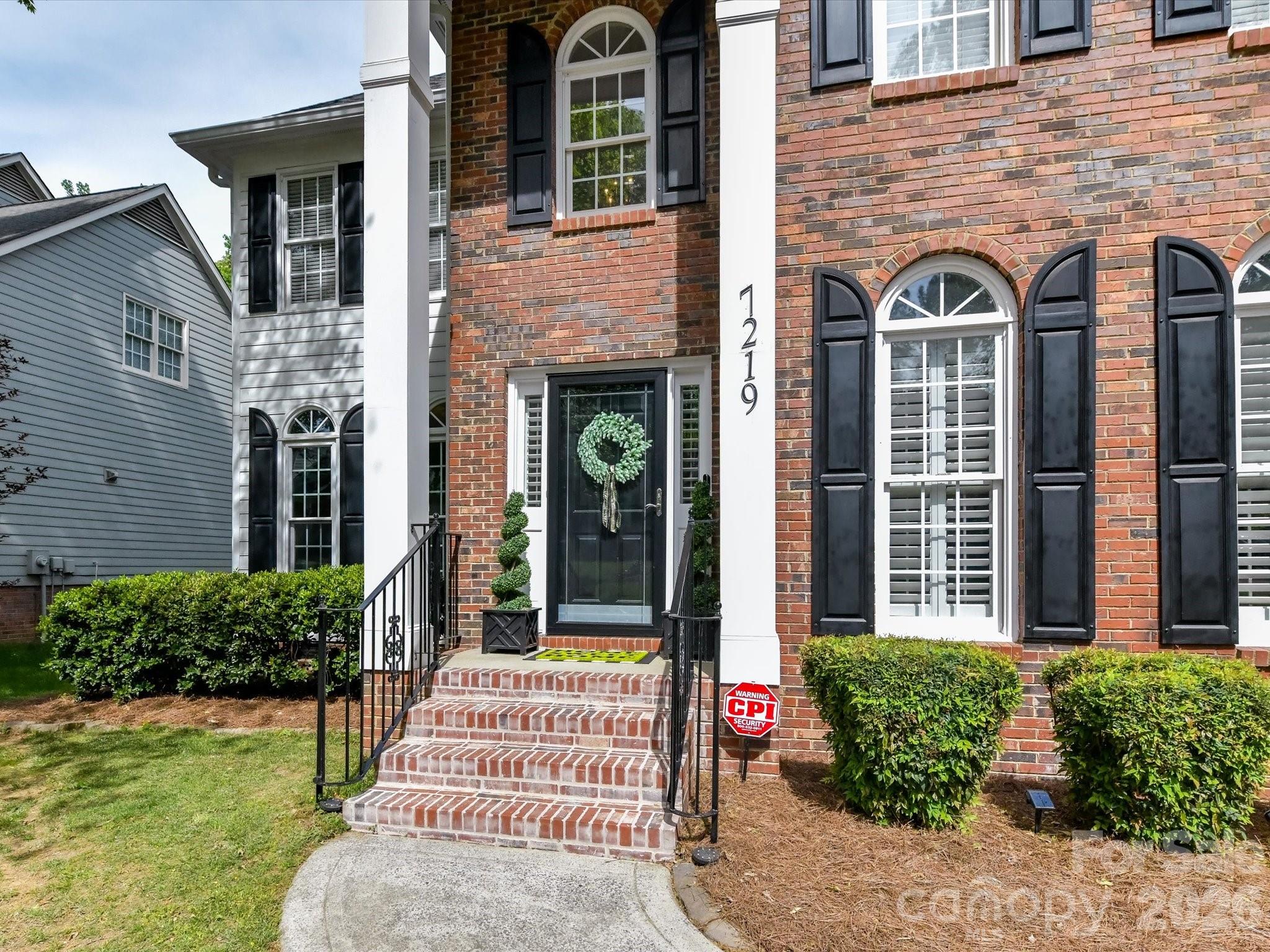 Photo 3 of 7219 Fortrose Lane, Charlotte, NC