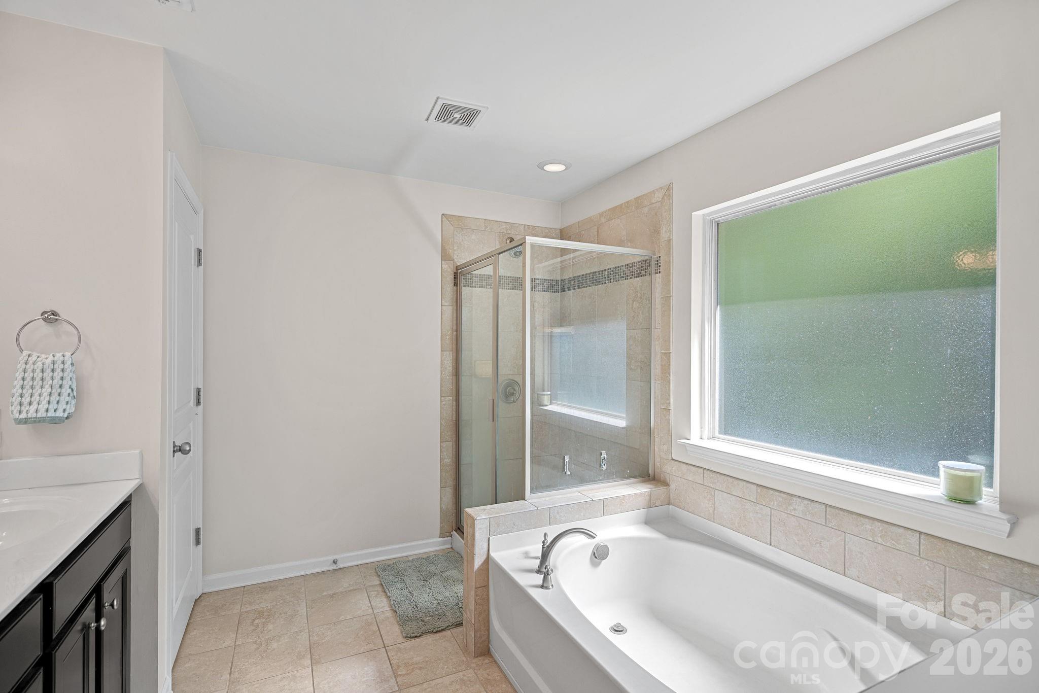 Photo 15 of 2219 Whitford Lane, Charlotte, NC