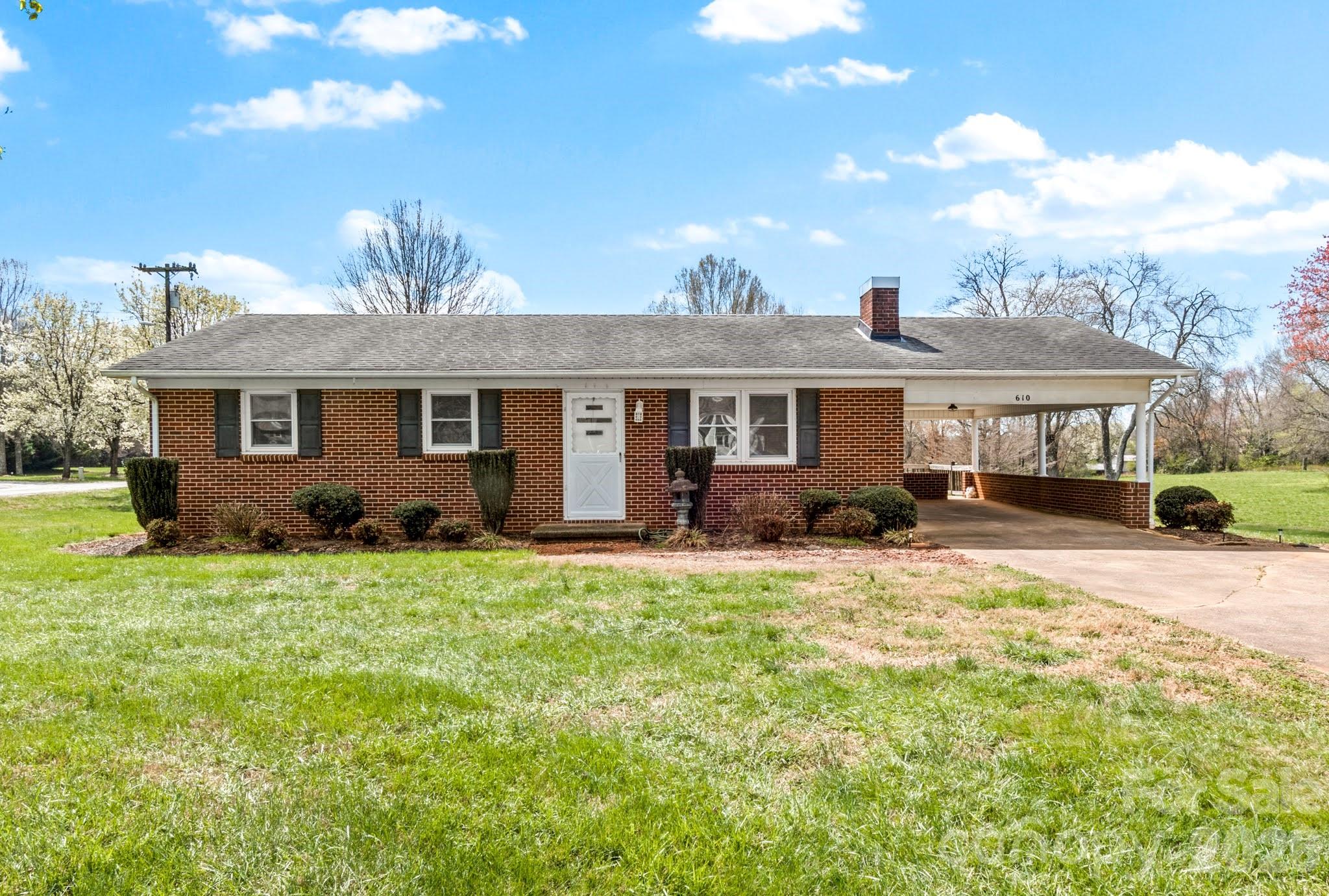 610 Nc 67 Highway, Boonville, NC - photo 1 of 1