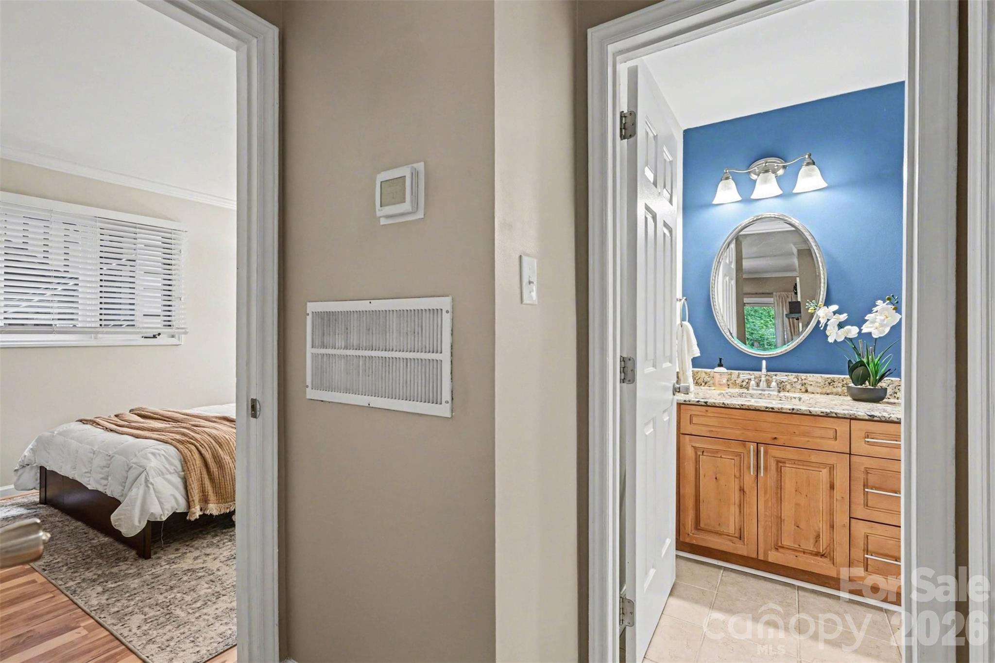 Photo 17 of 1109 E Morehead Street5, Charlotte, NC