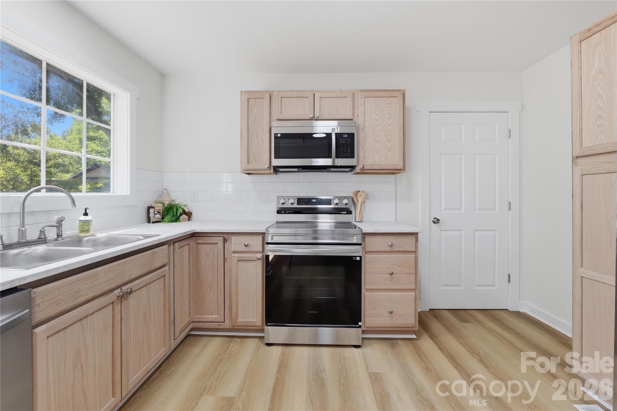 92 Spencer Avenue, Mooresville, NC - photo 10 of 30