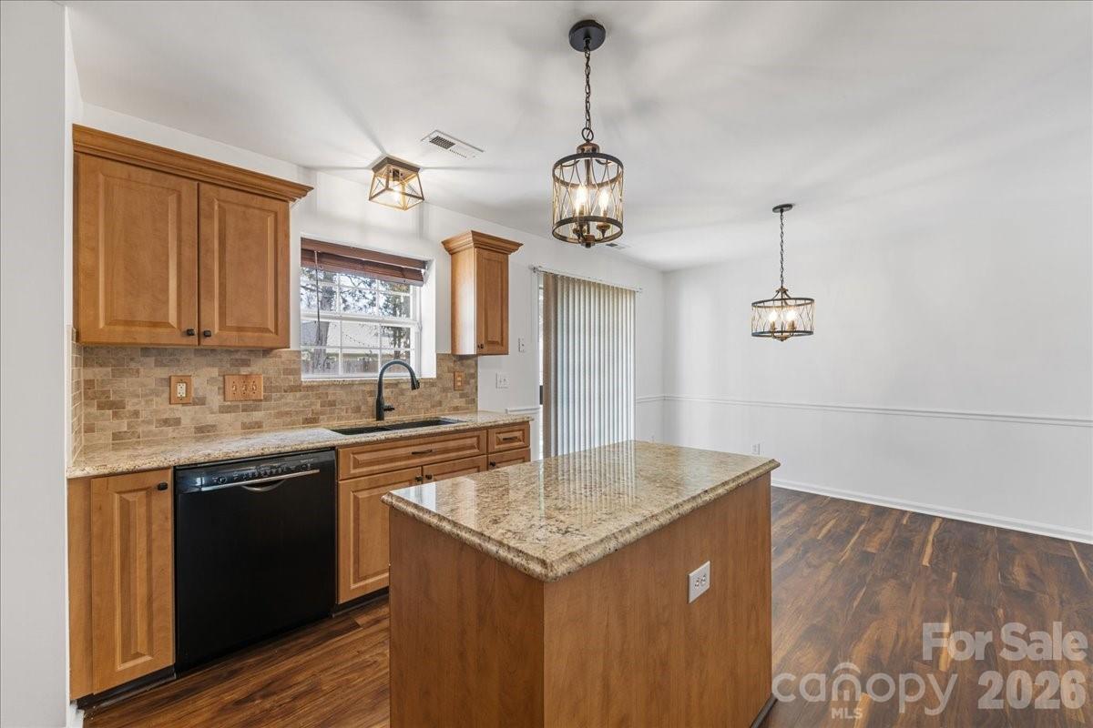 Photo 8 of 14242 Carolina Forest Court, Charlotte, NC