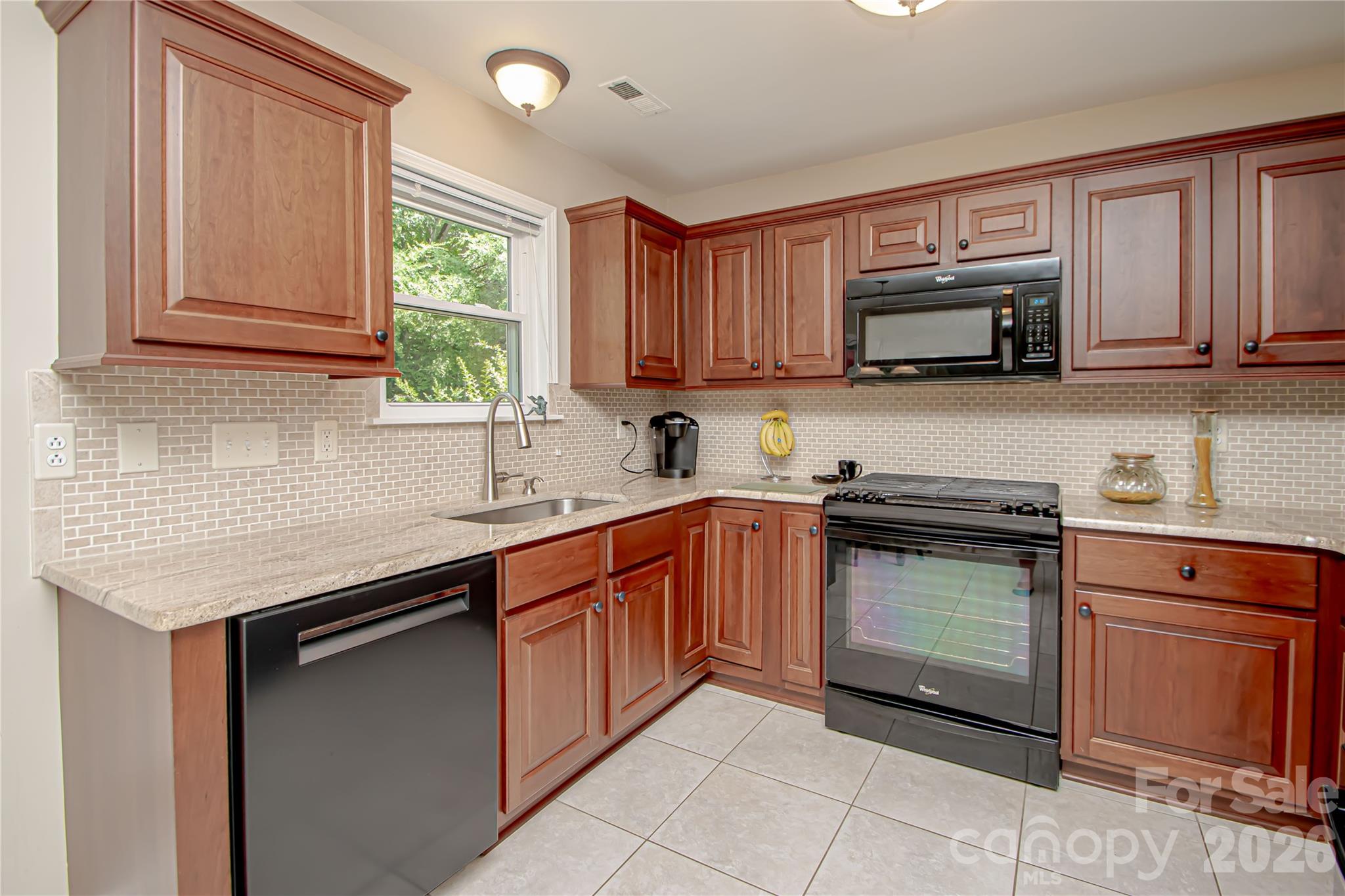 9301 Hanworth Trace Drive, Charlotte, NC - photo 20 of 42