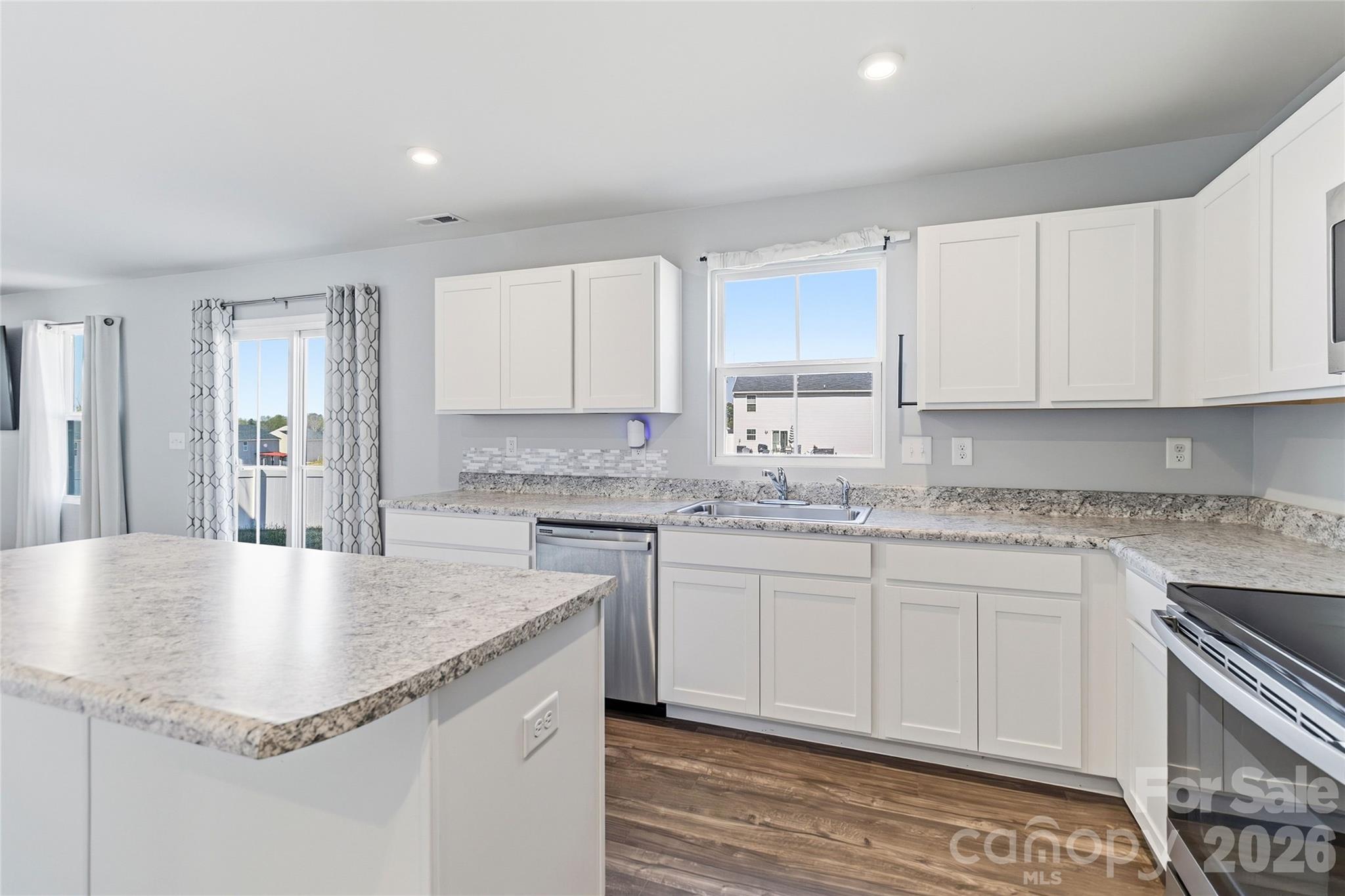 Photo 13 of 5127 Merwyn Avenue, Charlotte, NC