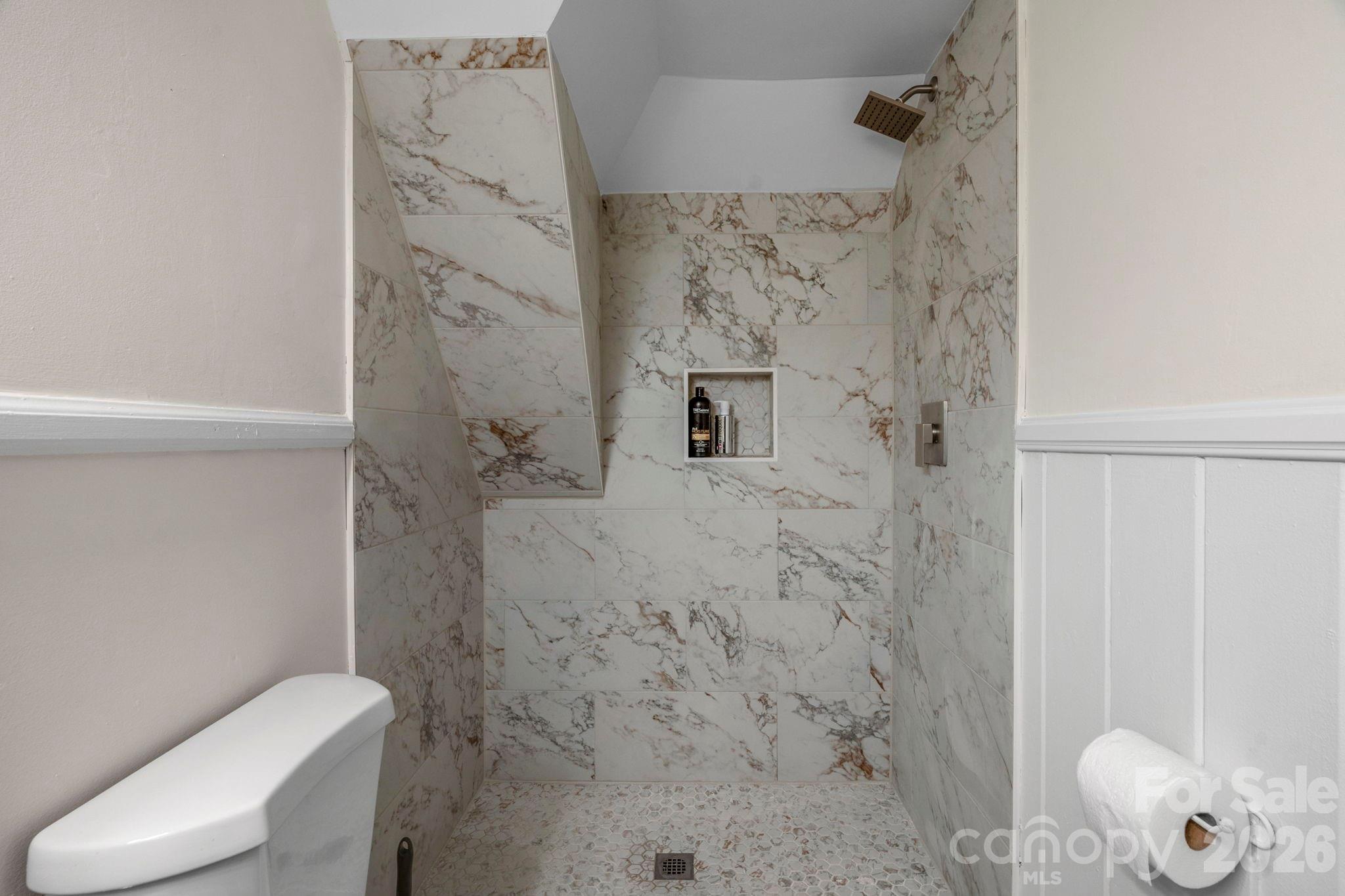 6038 Netherwood Drive, Charlotte, NC - photo 23 of 42
