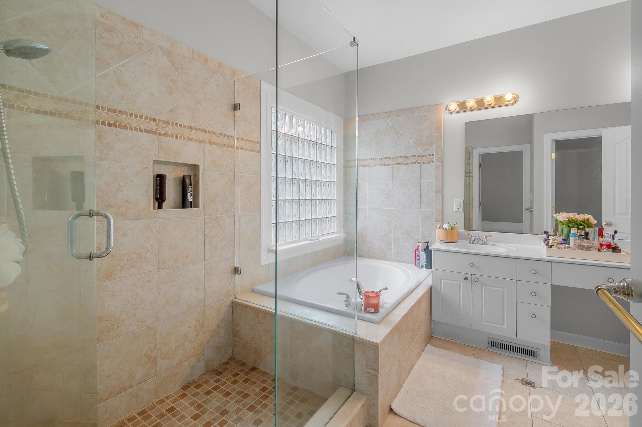 11537 Mcginns Trace Court, Charlotte, NC - photo 20 of 35