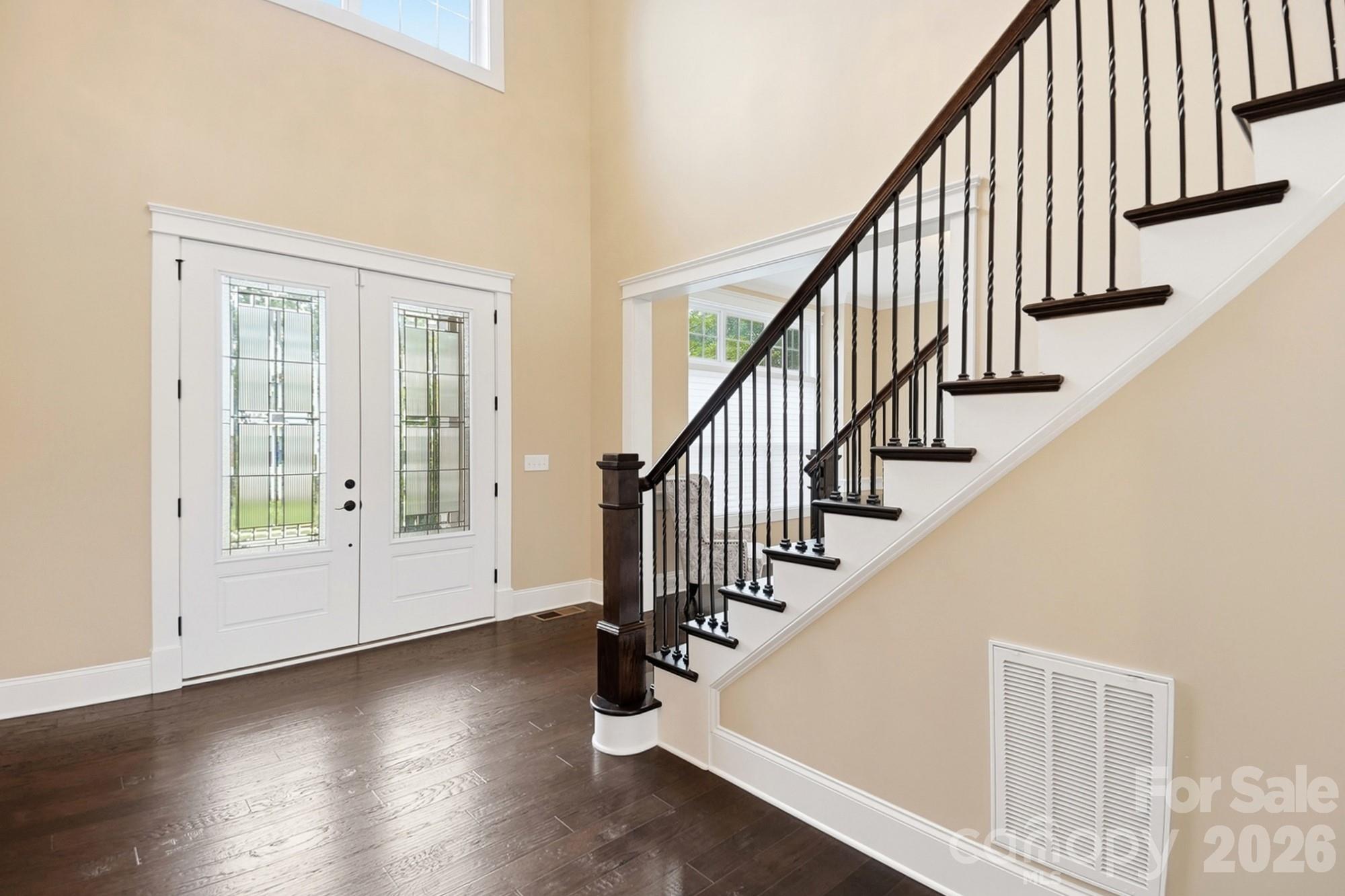Photo 4 of 7626 Deerfield Manor Drive, Charlotte, NC