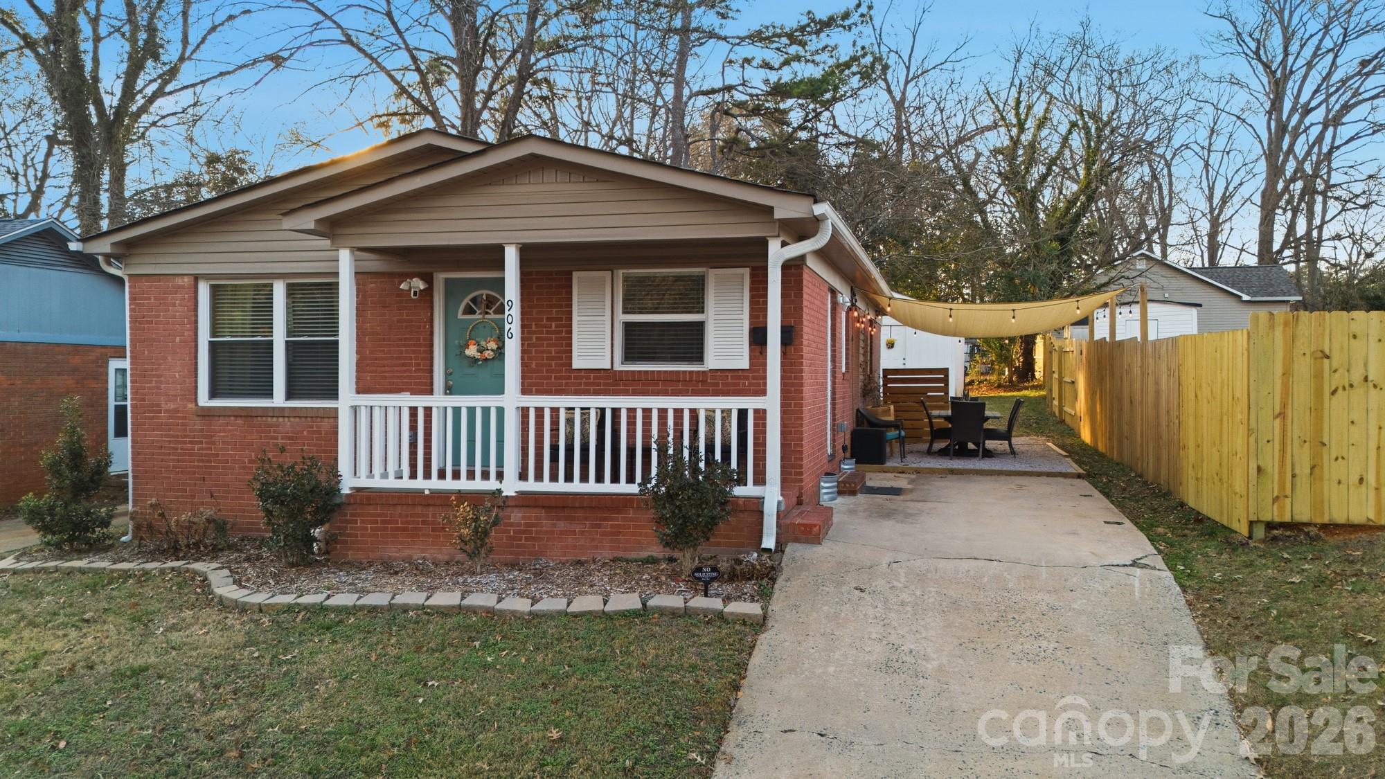 Photo 2 of 906 Eastwood Drive, Rock Hill, SC