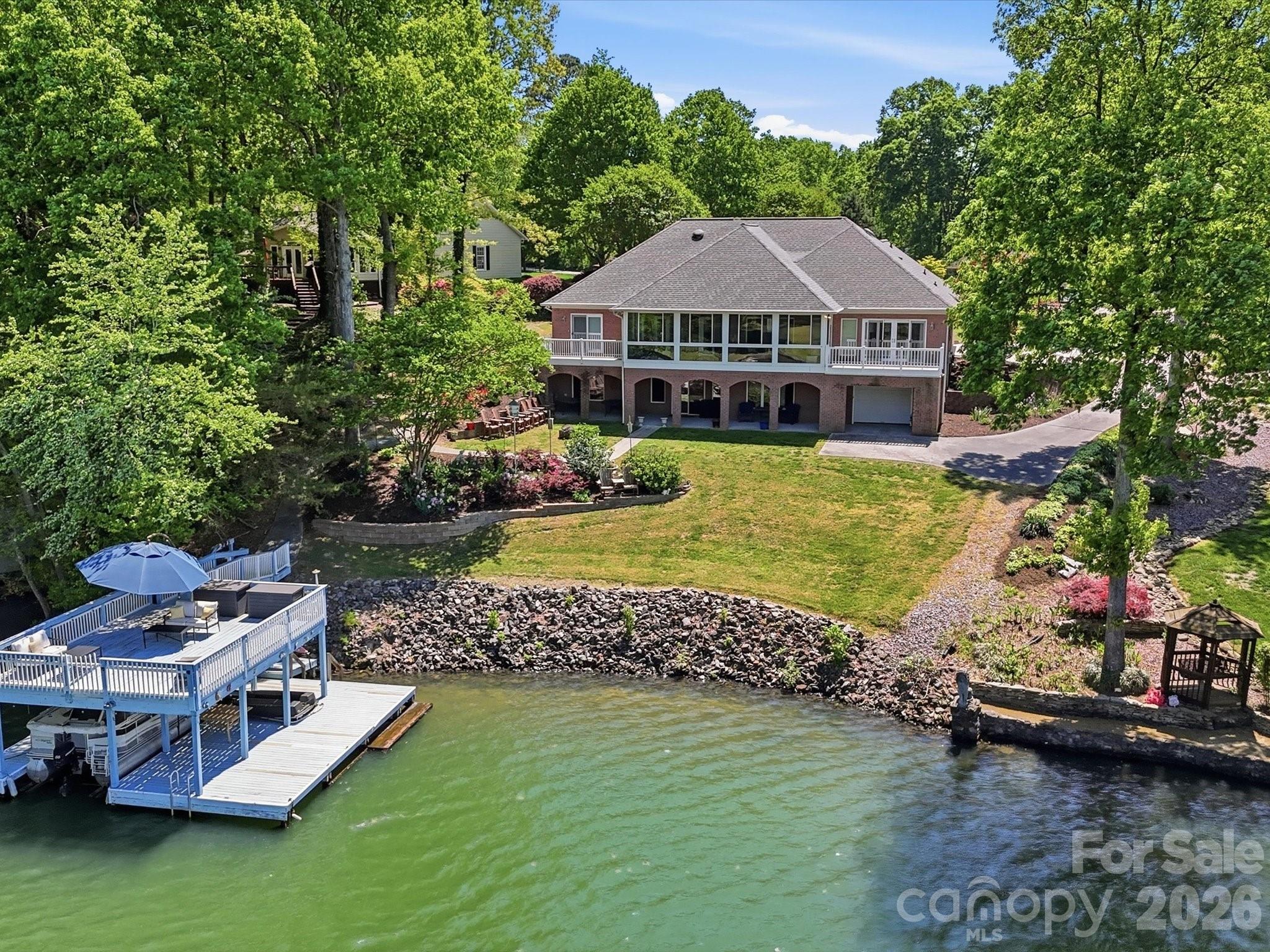 Photo 3 of 154 Quail Hollow Drive, Kings Mountain, NC