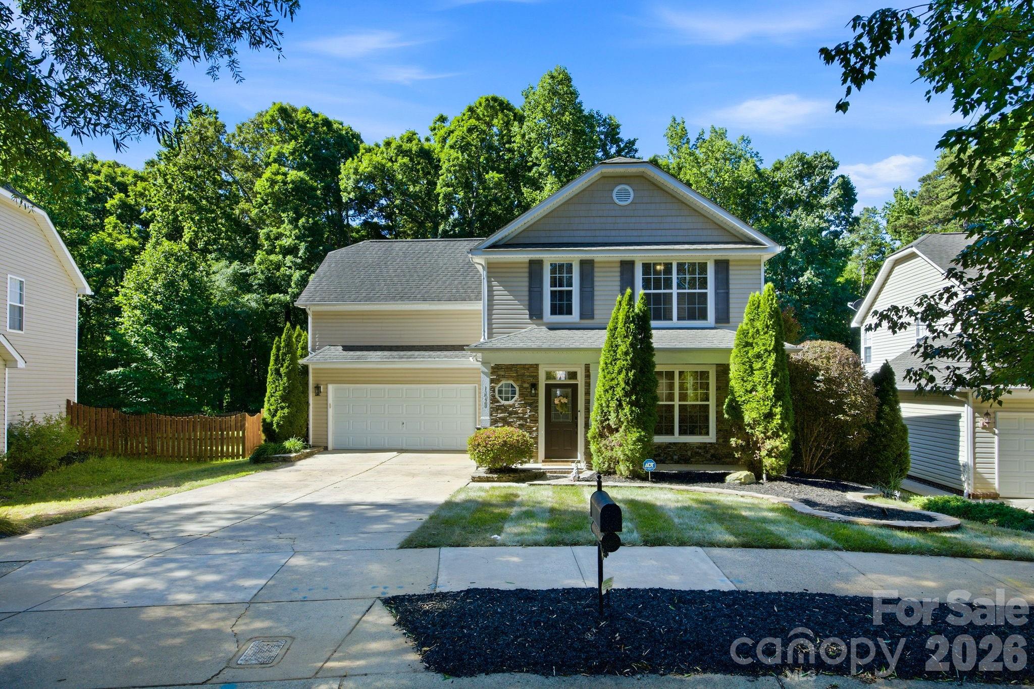 Photo 2 of 12928 Windy Lea Lane, Huntersville, NC