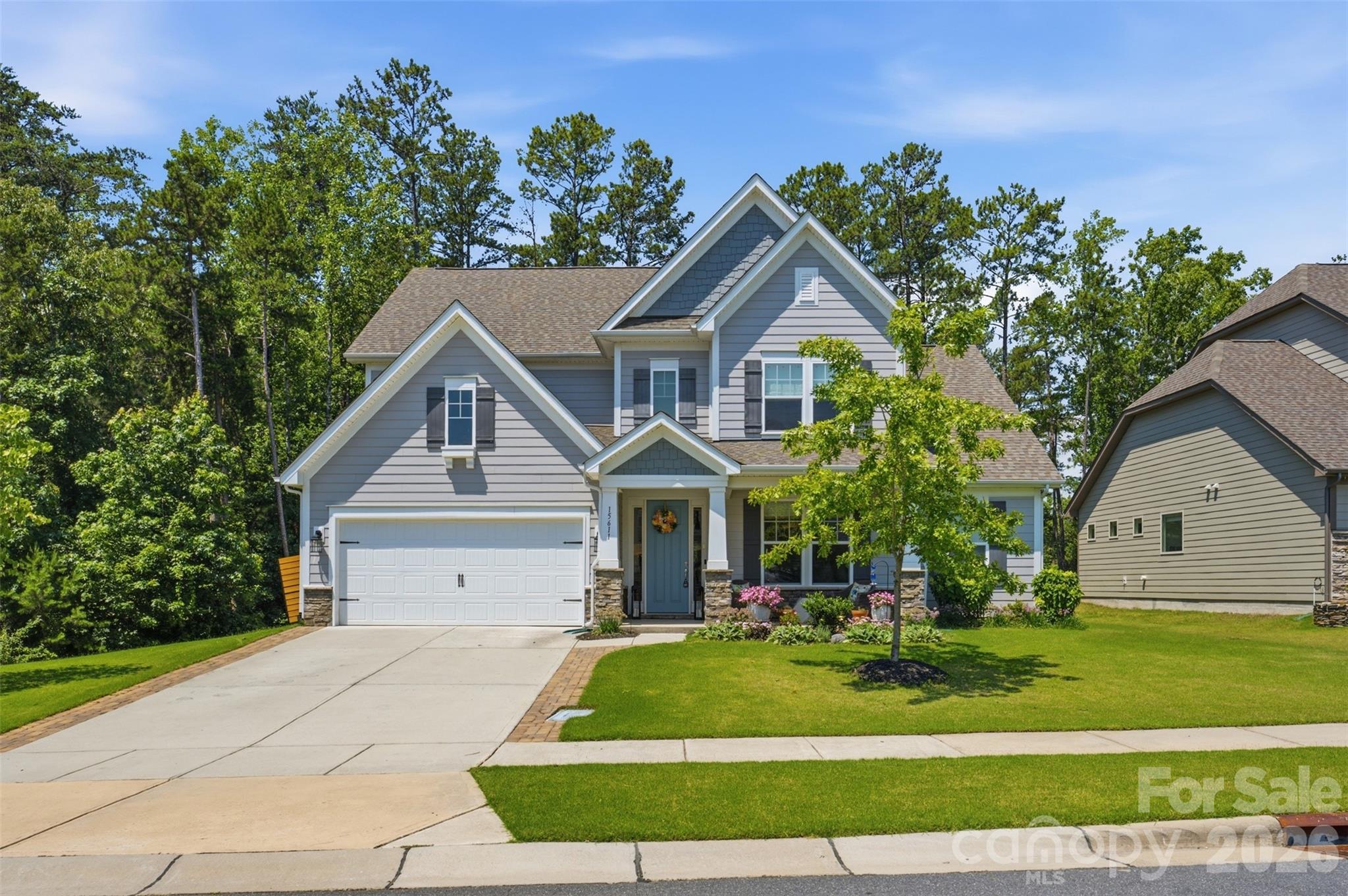 15611 Walnut Hill Drive, Charlotte, NC