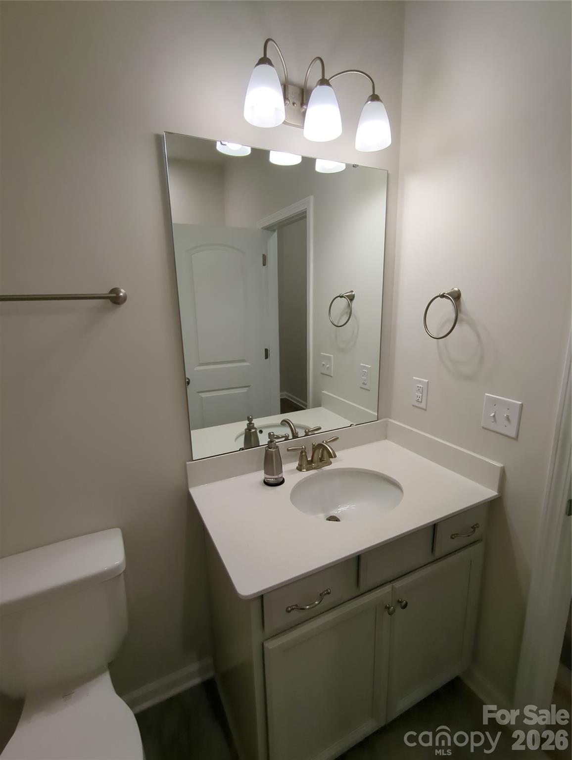 Photo 17 of 3206 Cheyney Park Drive, Charlotte, NC