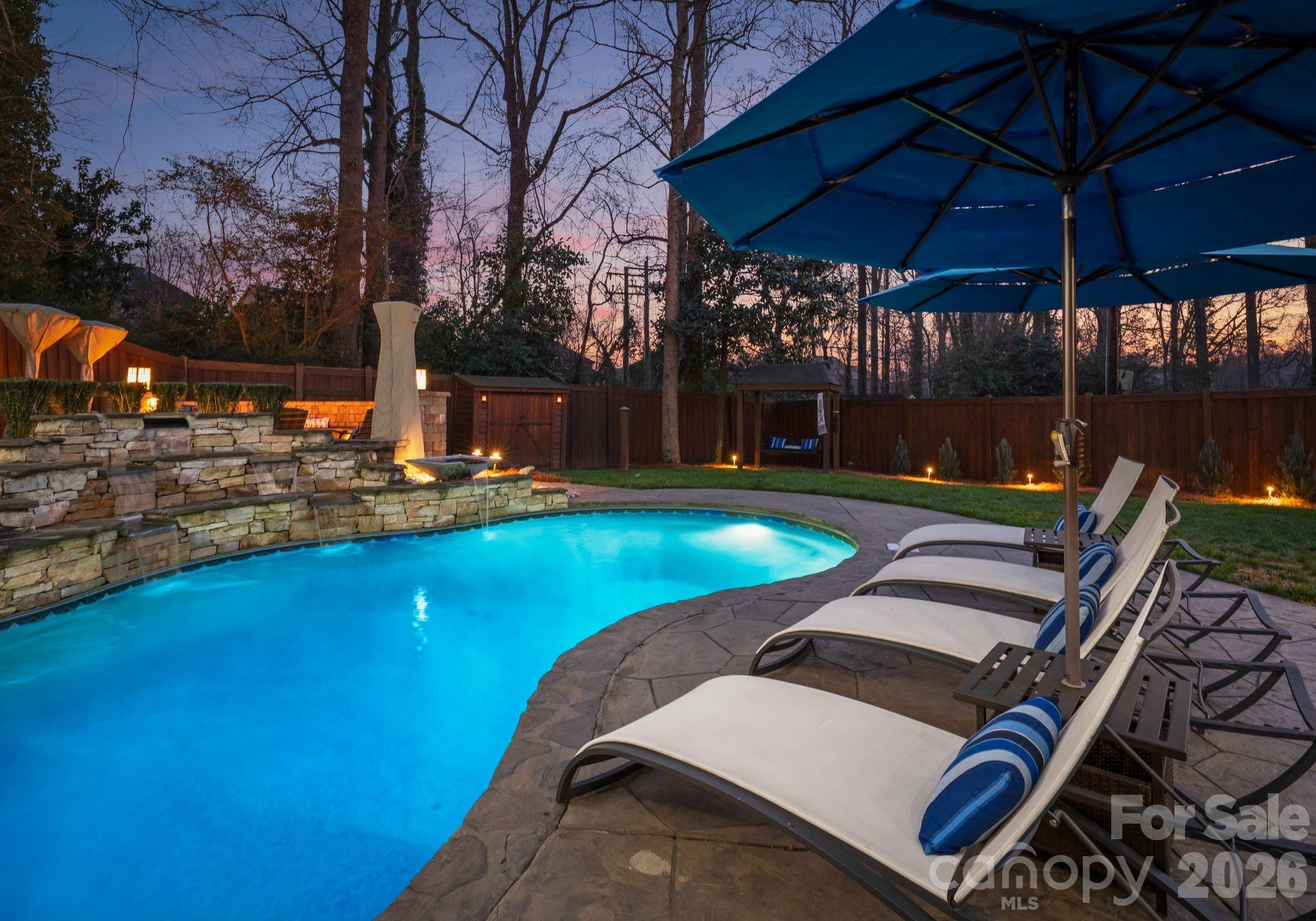 Photo 45 of 141 Sardis Lane, Charlotte, NC