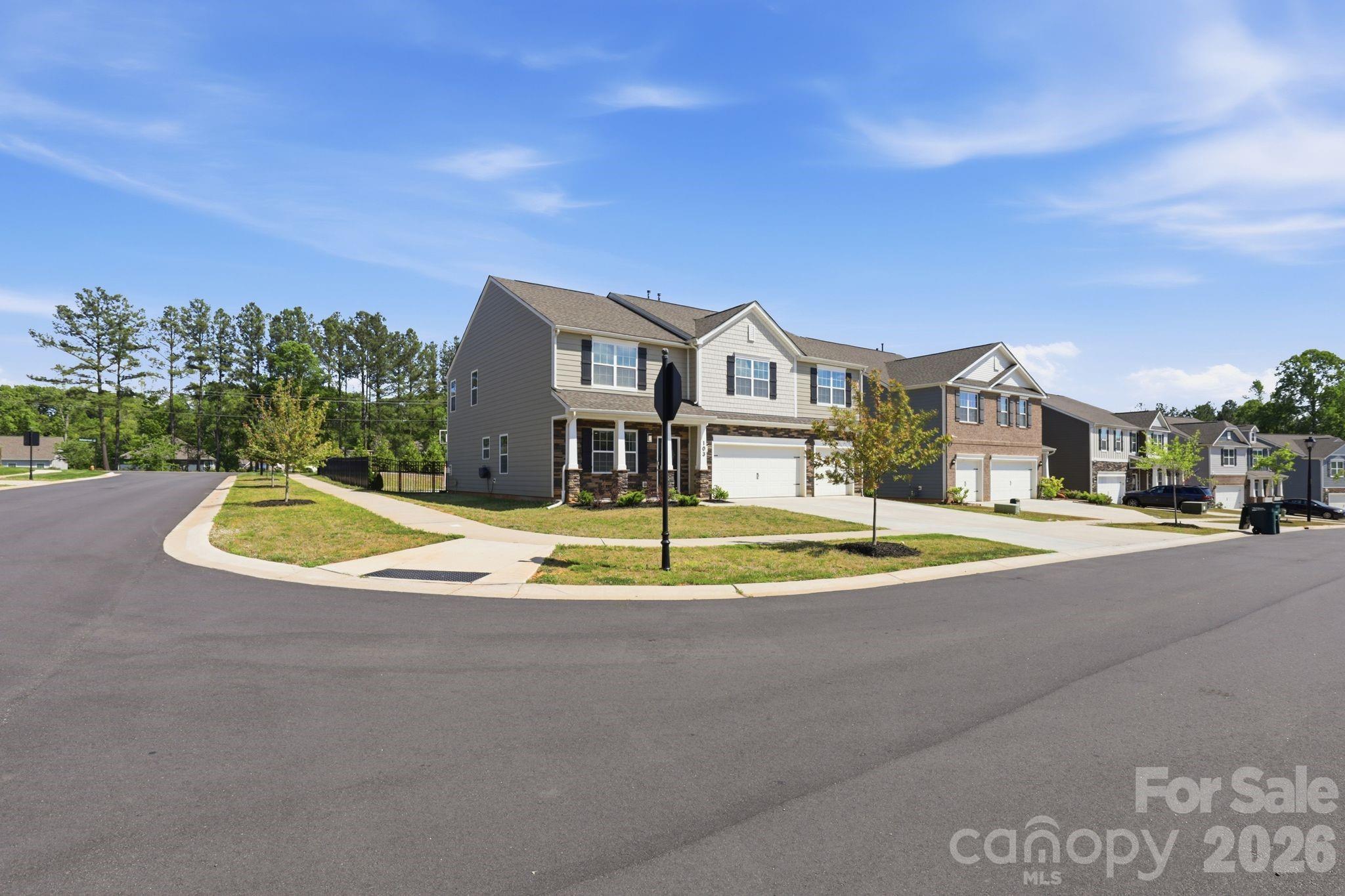 Home for sale at 103 Edgehill Court, Troutman, NC — photo 3 of 41