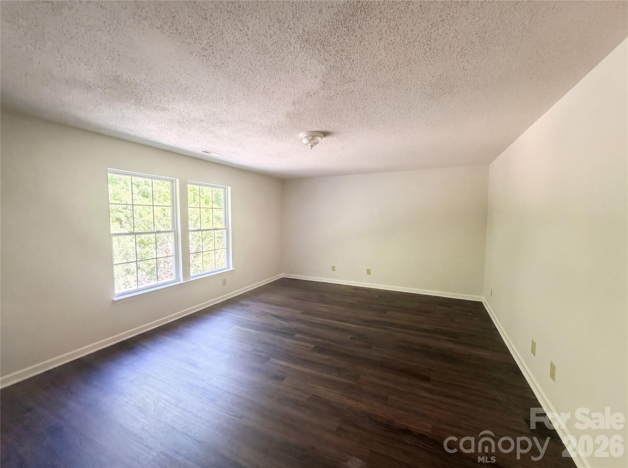 Photo 4 of 6734 Wandering Creek Drive, Charlotte, NC