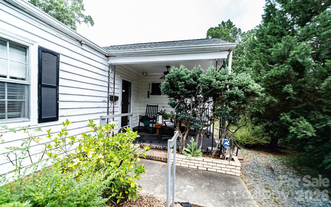 Photo 3 of 909 Drummond Avenue, Charlotte, NC