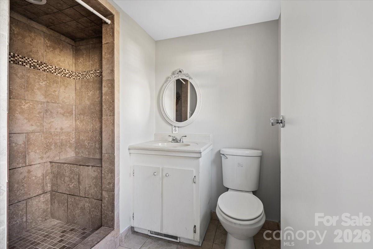 309 catawba Circle, Matthews, NC - photo 16 of 25
