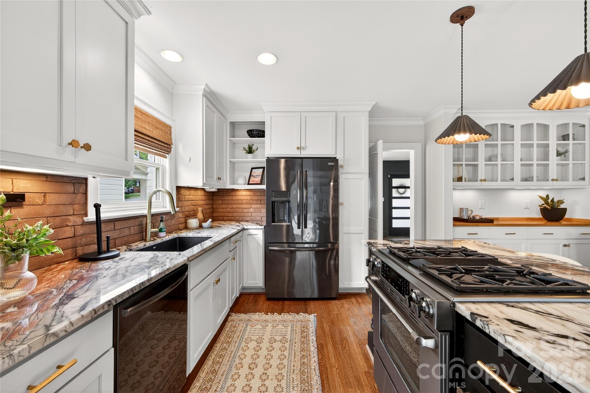 Photo 16 of 1825 Cumberland Avenue, Charlotte, NC
