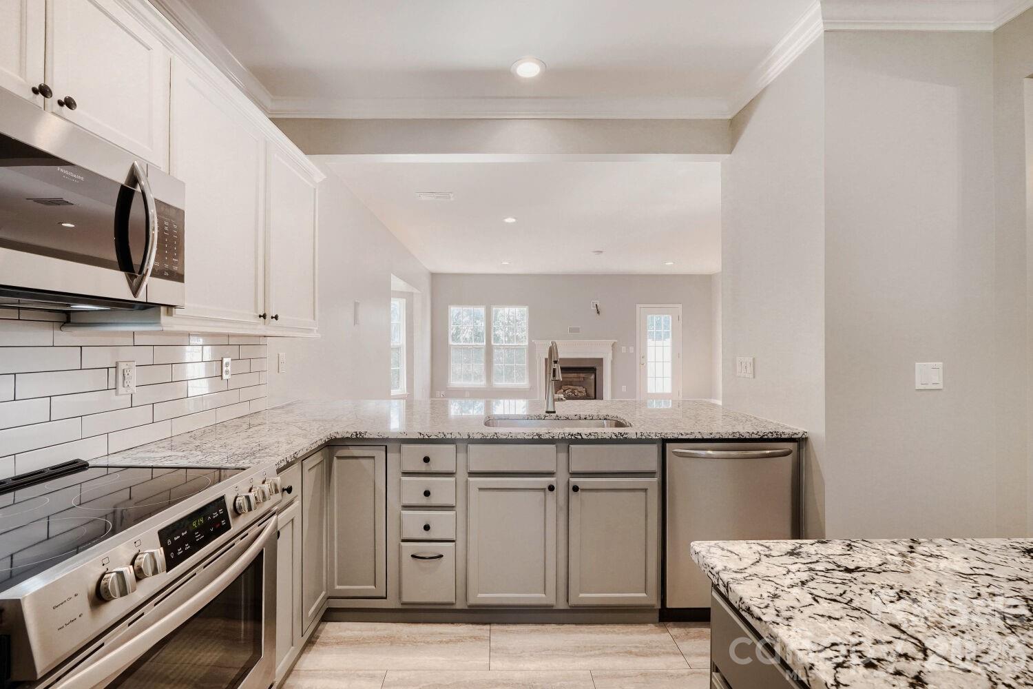 11405 Destin Lane, Charlotte, NC - photo 11 of 30