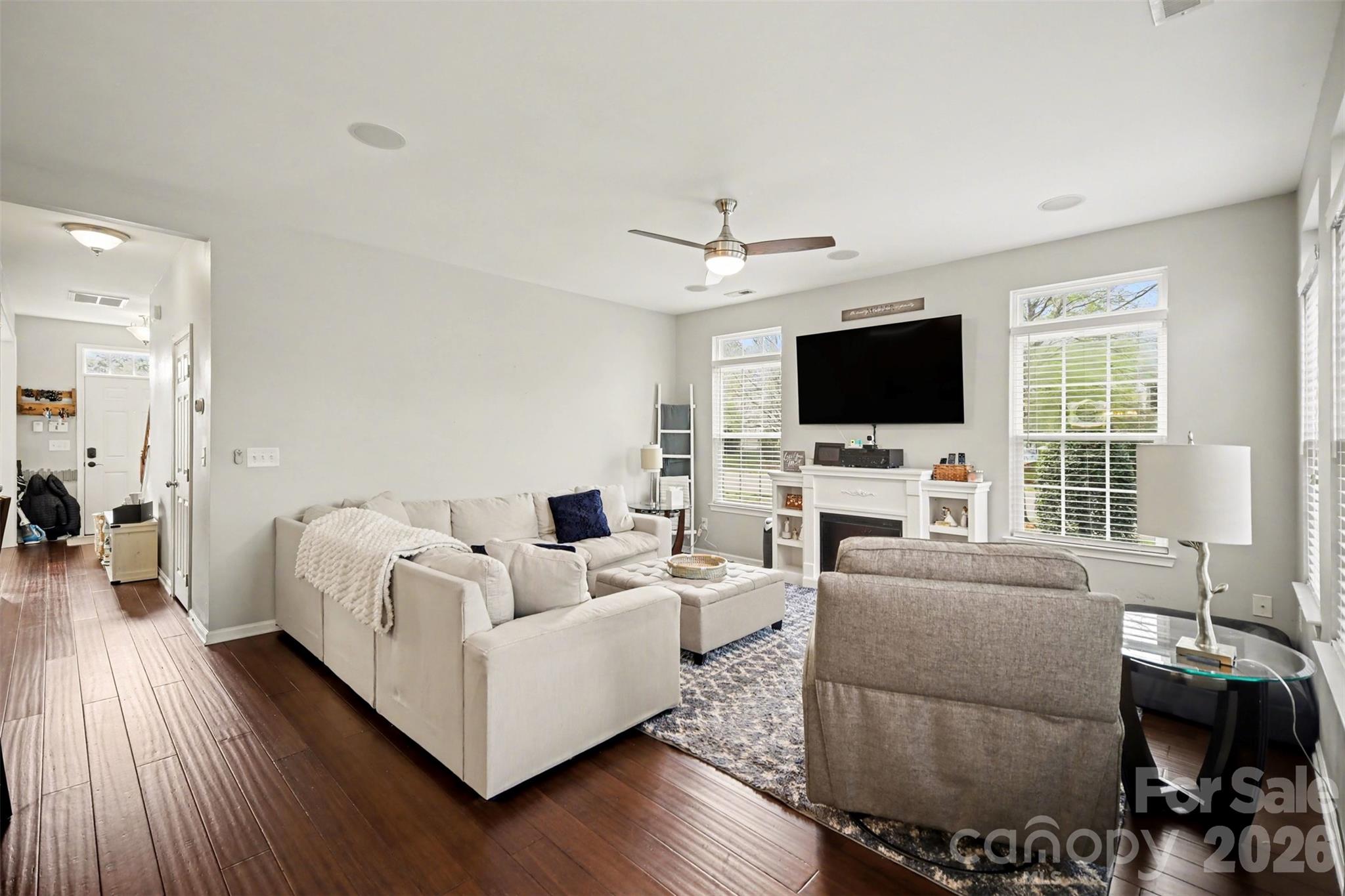 5705 Mossdale Lane, Charlotte, NC - photo 7 of 41