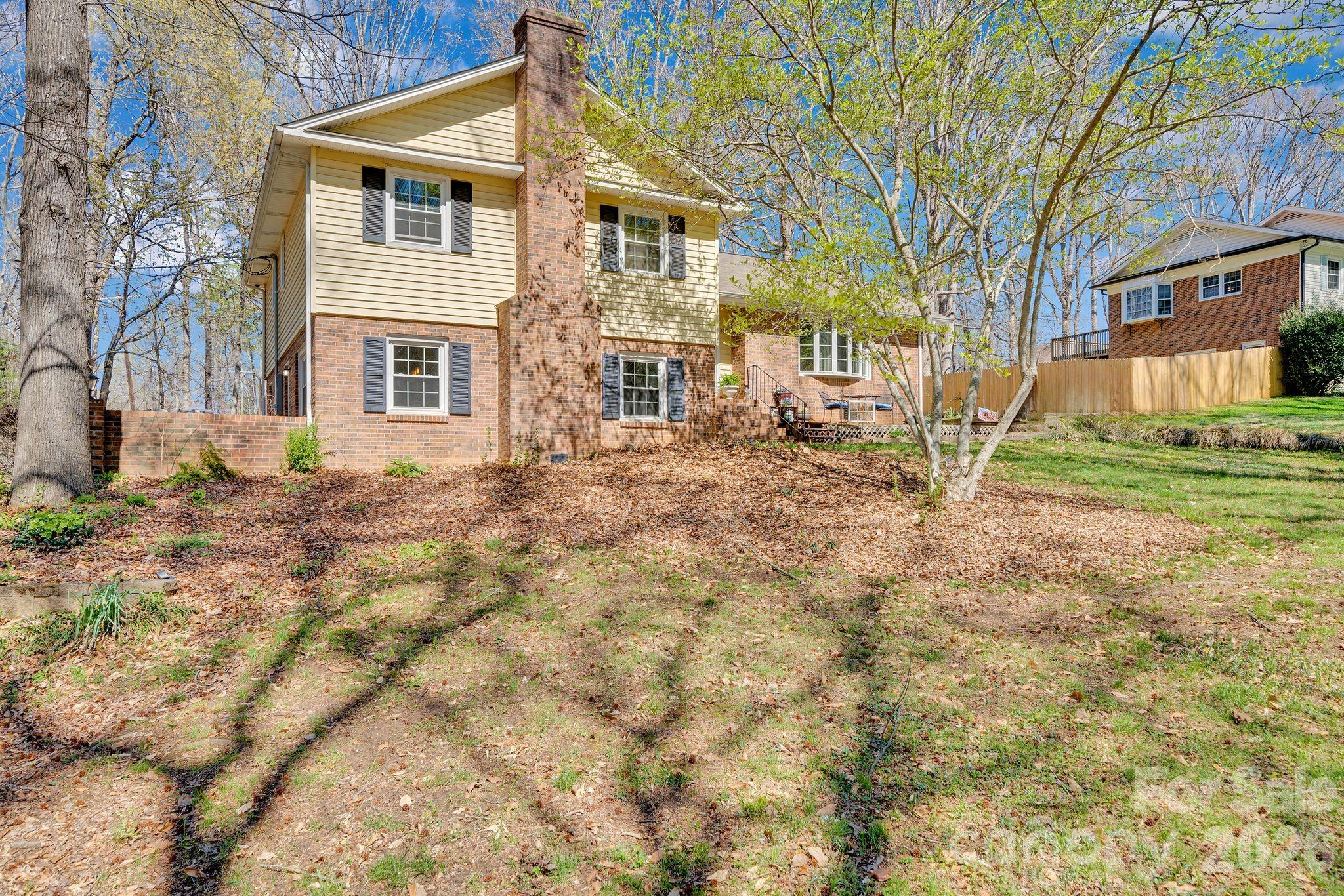 5317 Quail Ridge Drive, Mint Hill, NC - photo 3 of 43