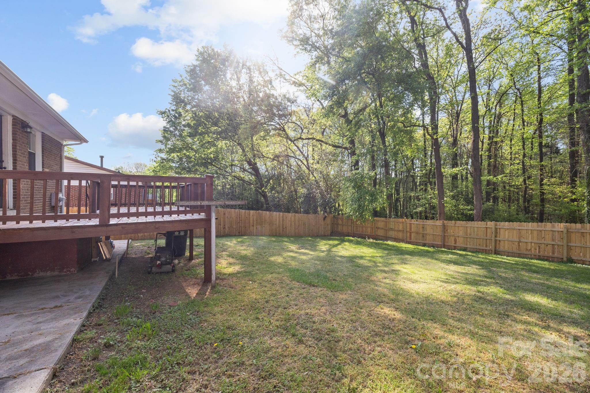 Photo 20 of 2309 Longleaf Drive, Charlotte, NC