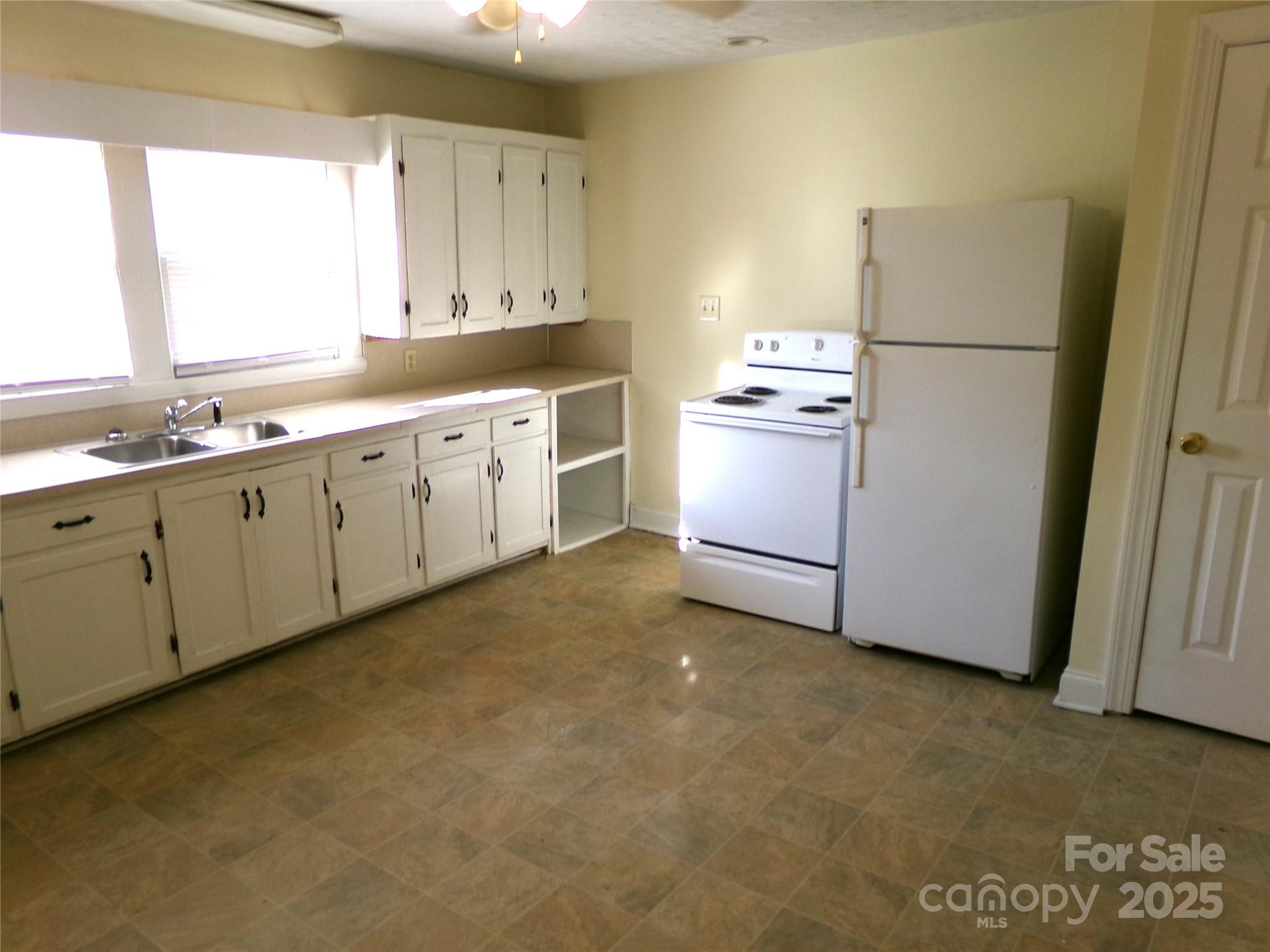 Photo 4 of 923 Efird Street97, Albemarle, NC