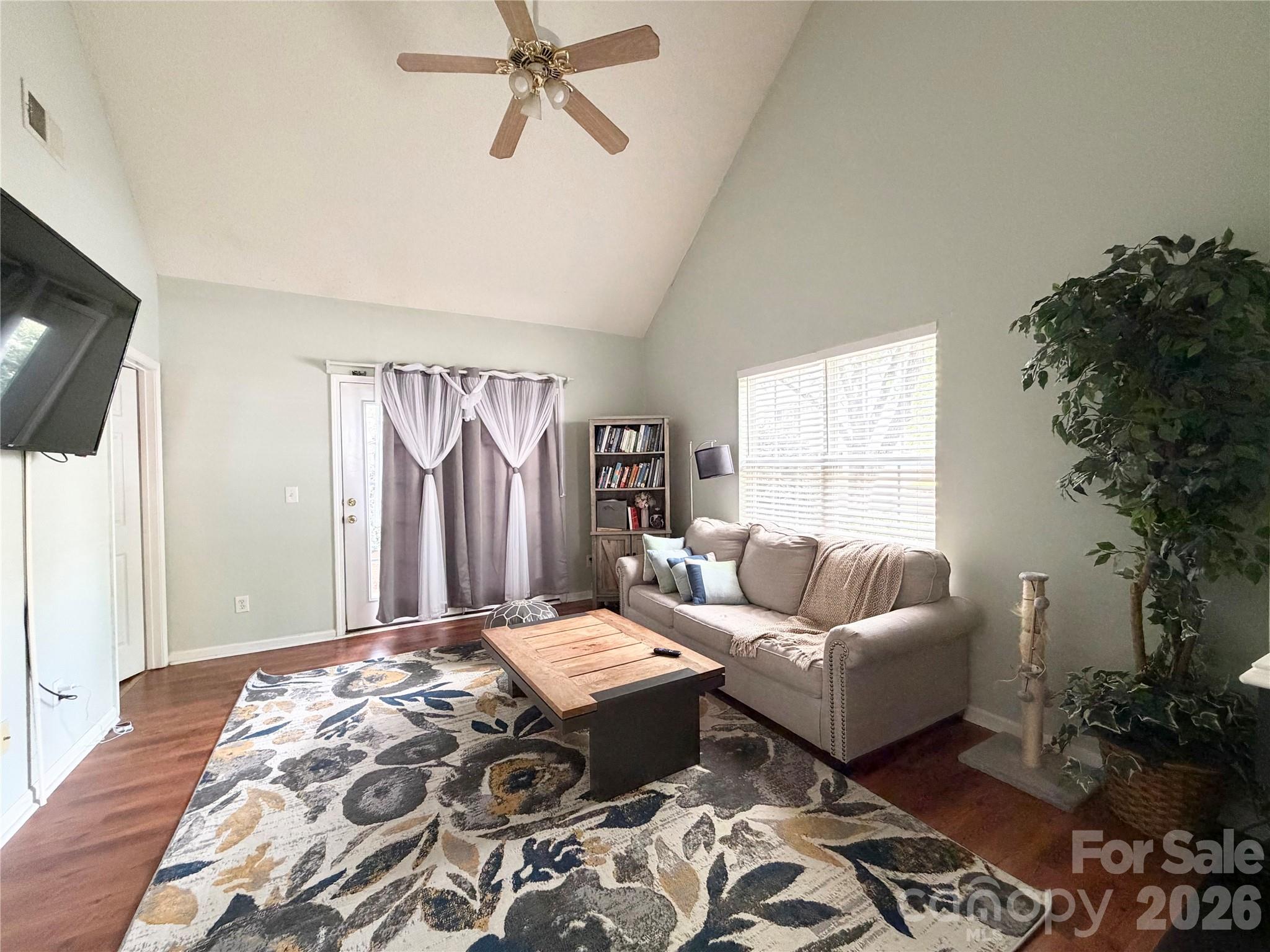 Photo 9 of 10206 University Park Lane, Charlotte, NC